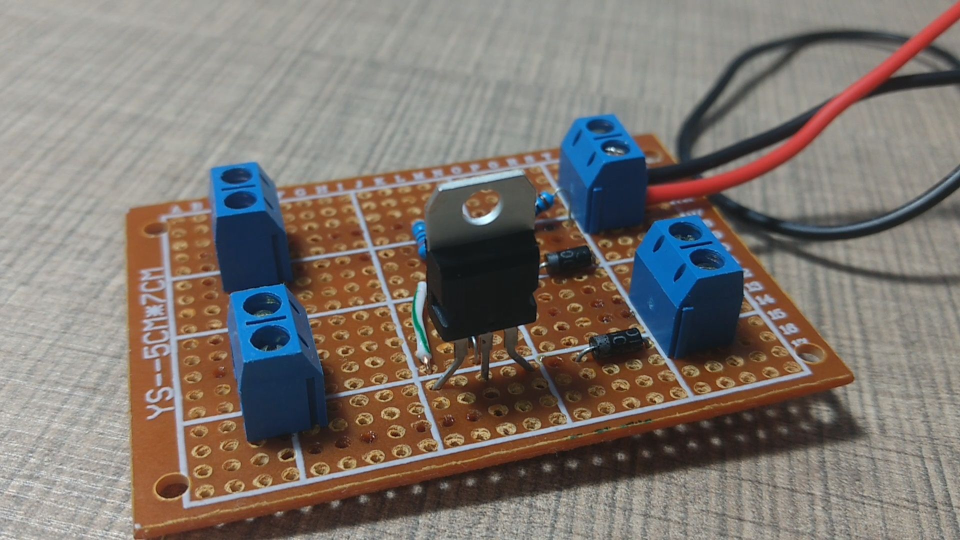 12v Battery Backup (UPS) : 4 Steps - Instructables
