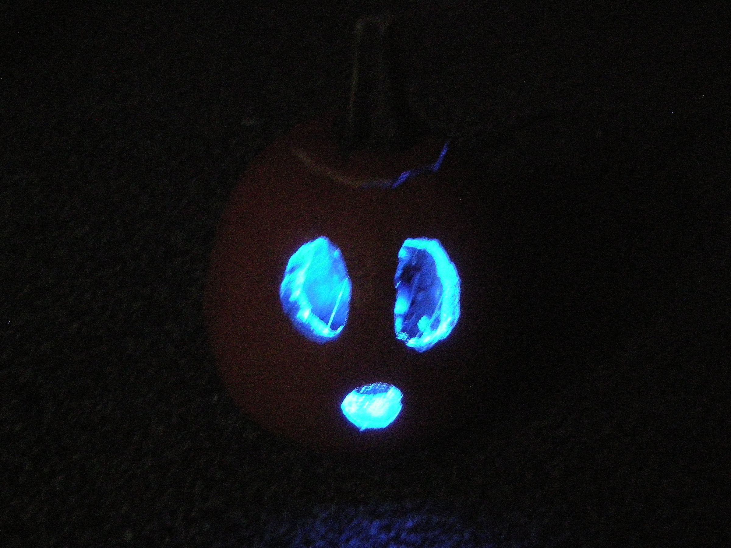 Pumpkin Surgery : 9 Steps - Instructables