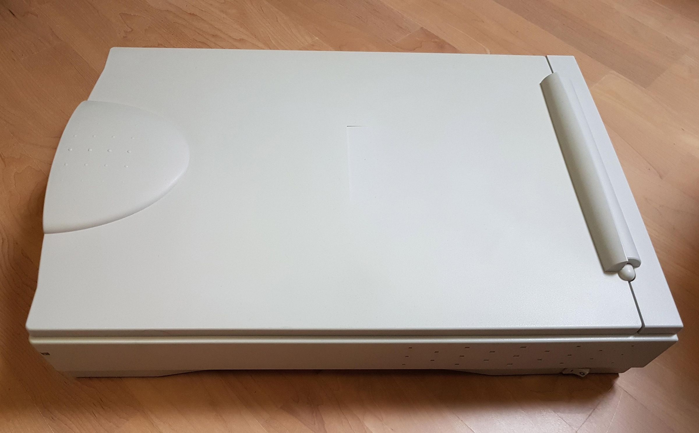 The Metamorphosis of an Old Flat Bed Scanner : 7 Steps - Instructables