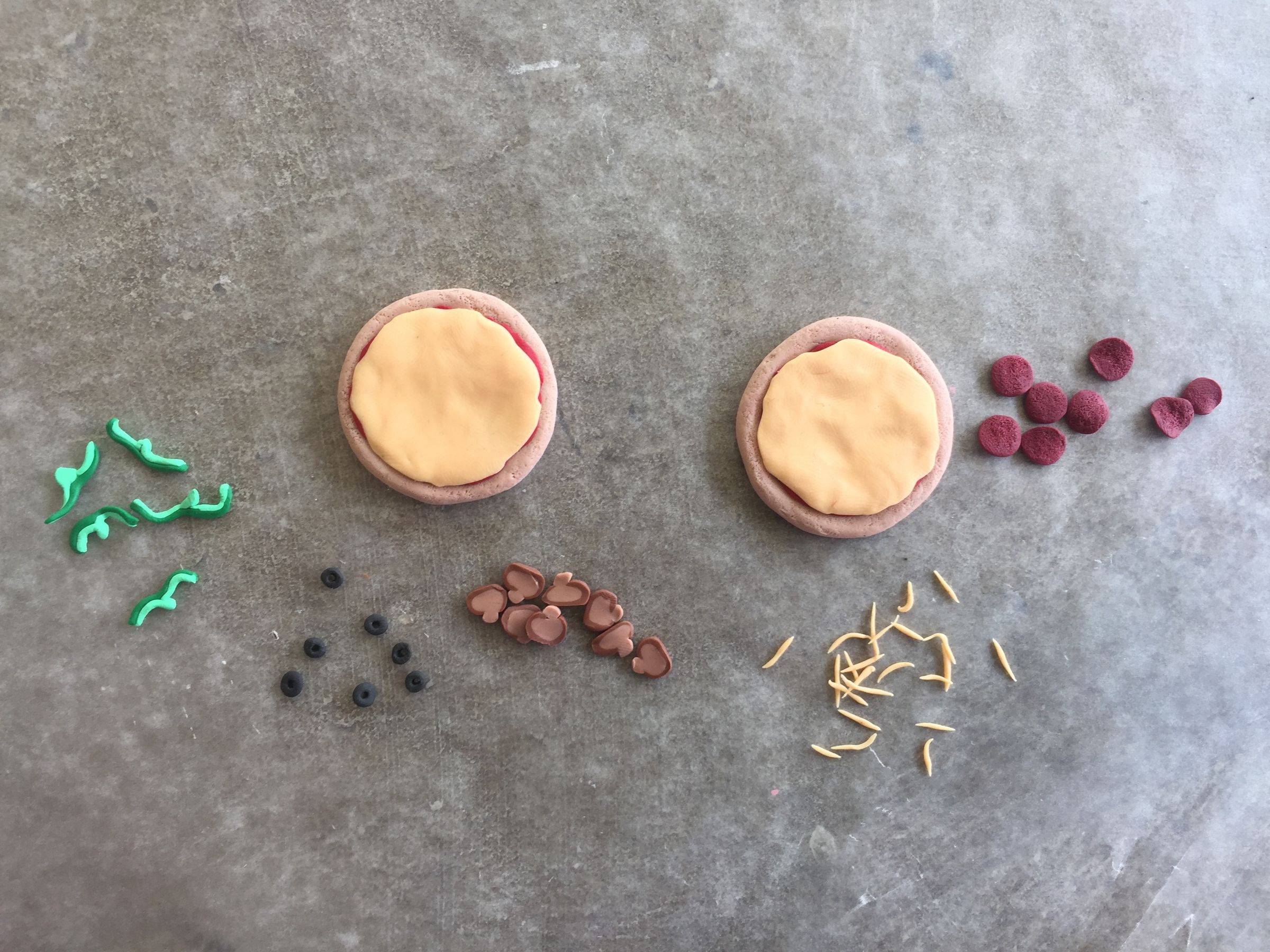 Clay Pizza Friendship Charms : 11 Steps (with Pictures) - Instructables