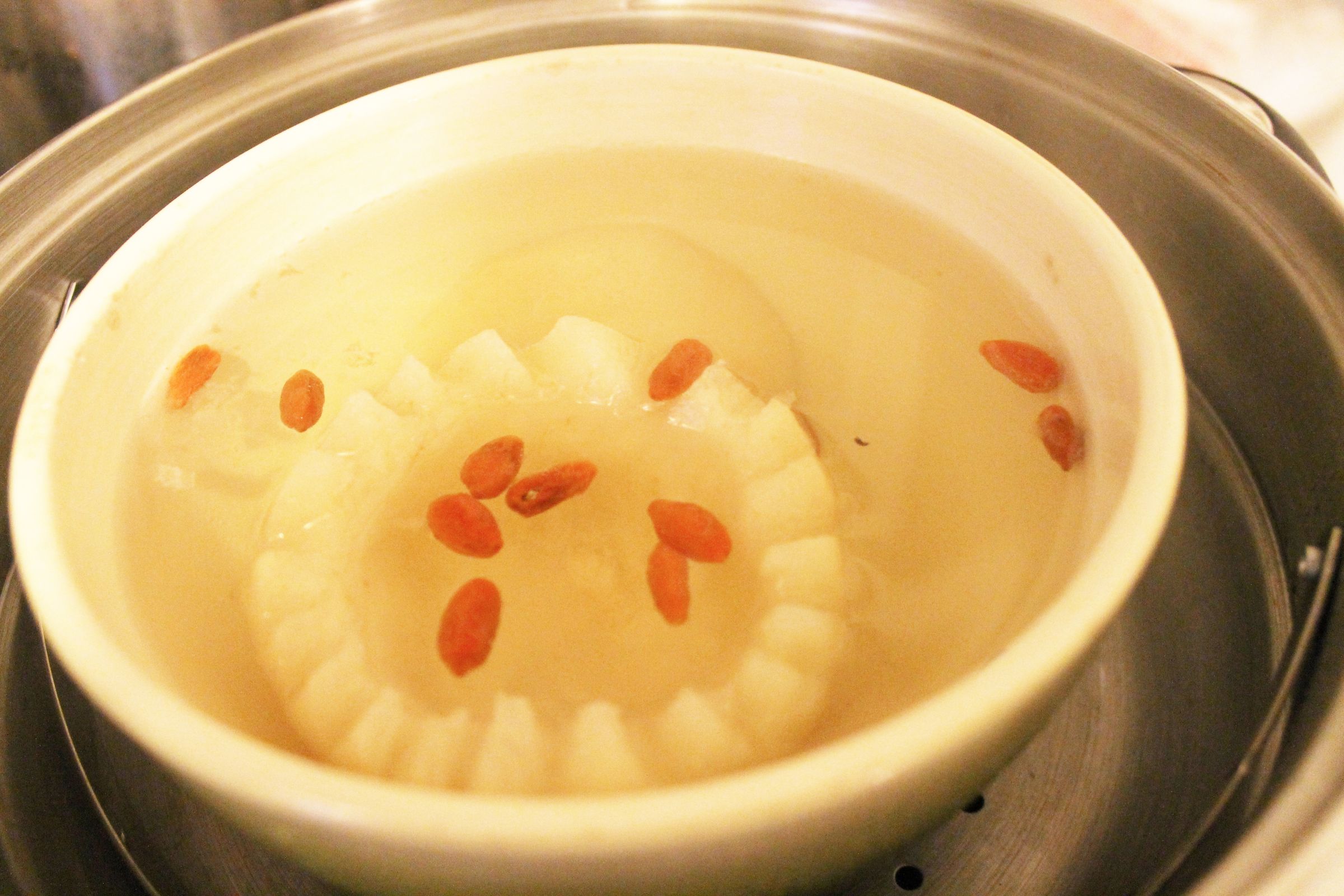 A Cure to Sore Throat or Cough - Pear Sugar Soup - Instructables