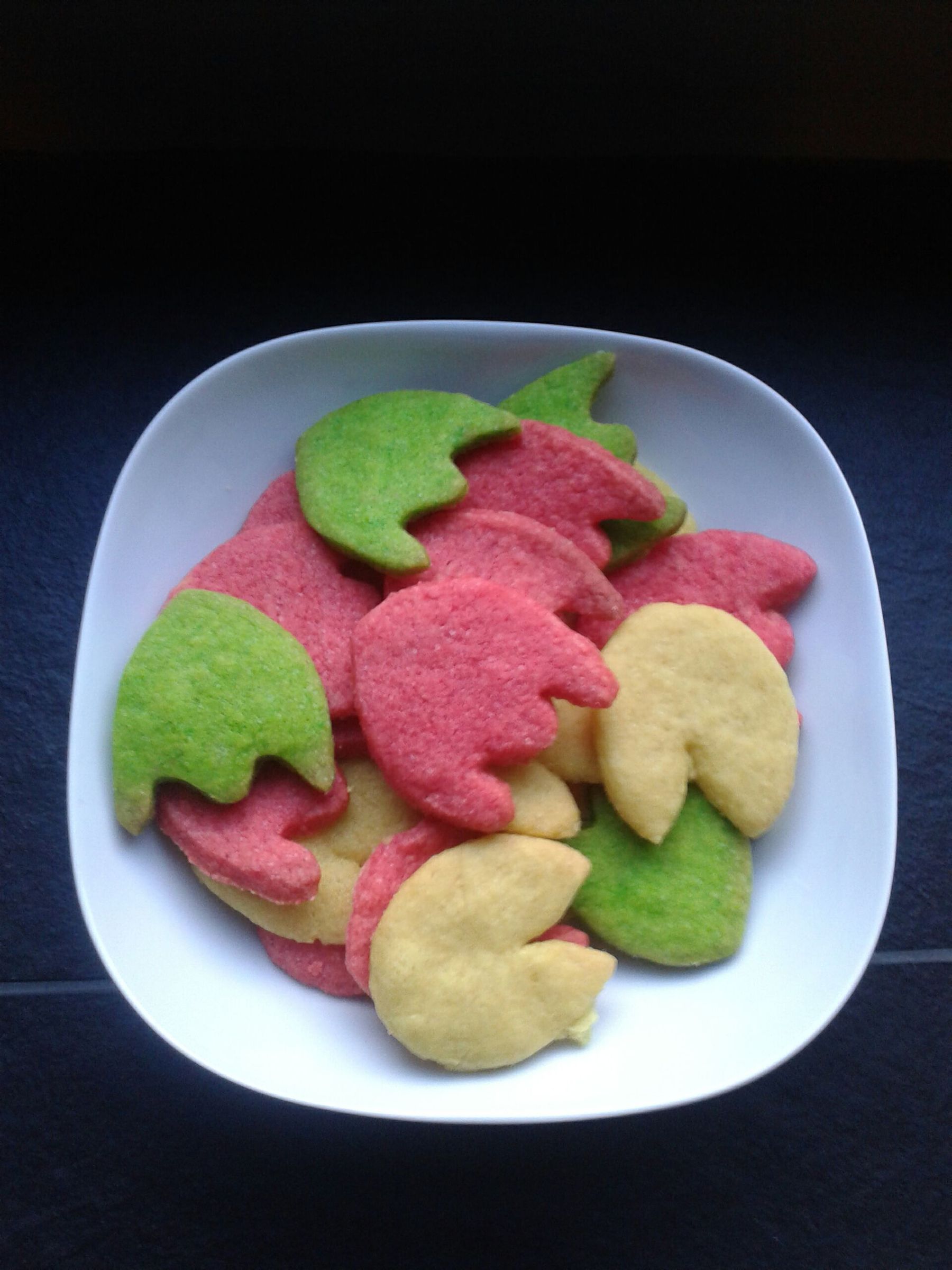Waka Waka Pacman Cookies : 6 Steps (with Pictures) - Instructables
