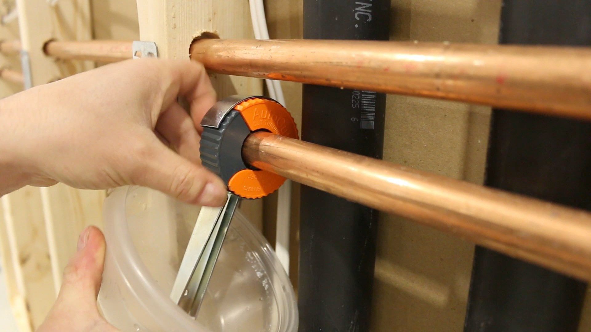 How to Solder Copper Pipe in a Wall : 16 Steps (with Pictures ...