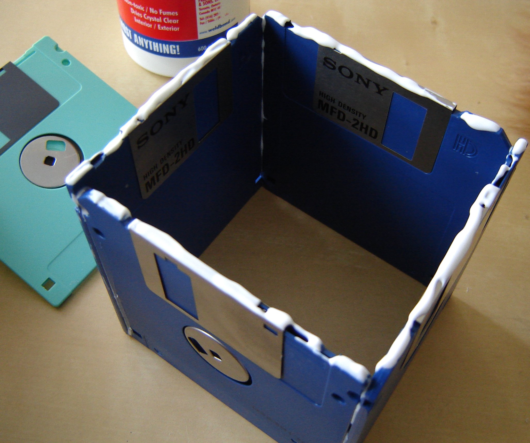Floppy Disk Planter : 9 Steps (with Pictures) - Instructables