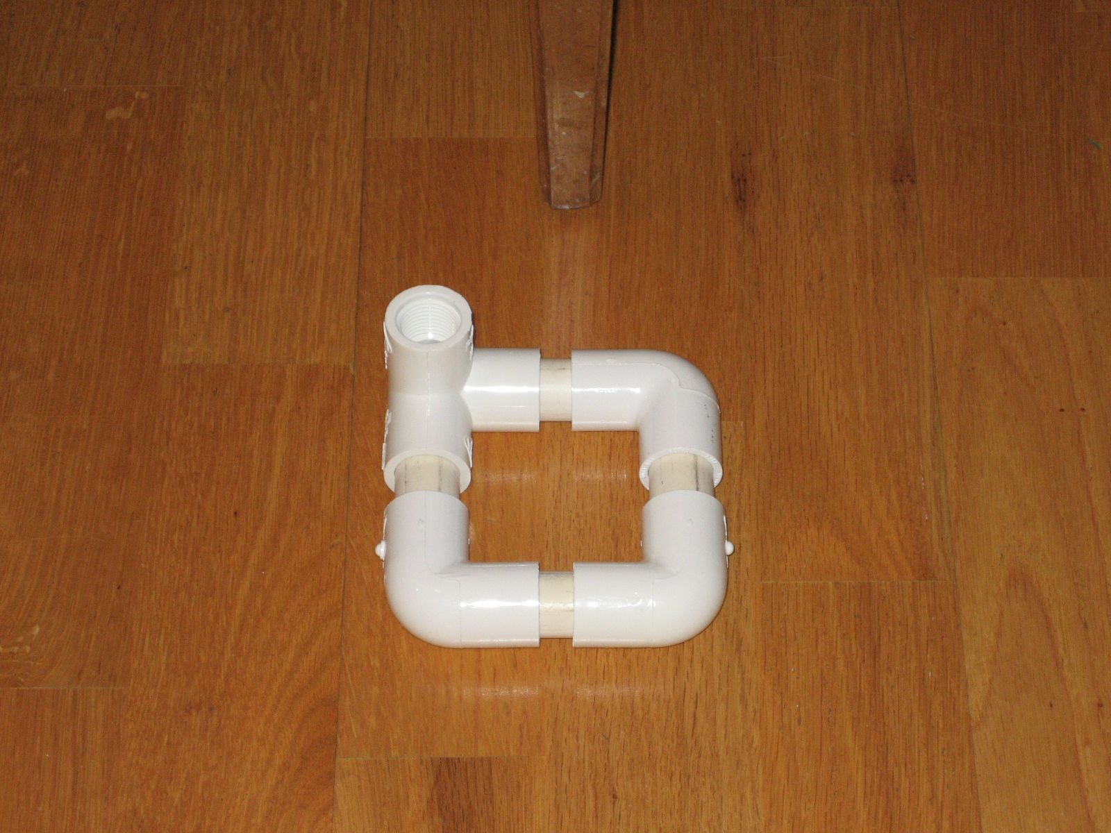 Footrest Helps Kids Sit Comfortably at the Table : 6 Steps (with ...