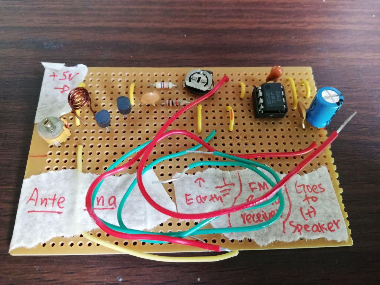 Build Your Own Crude FM Radio : 4 Steps - Instructables