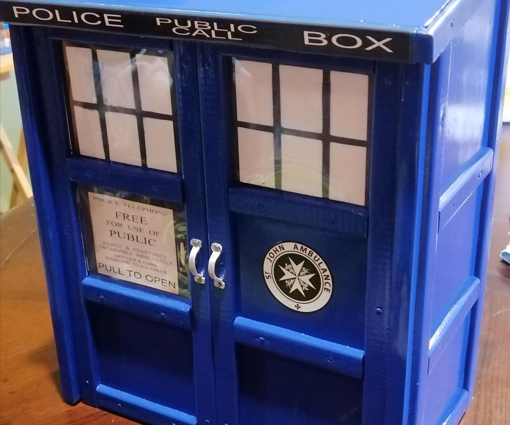 Tardis Mailbox : 9 Steps (with Pictures) - Instructables