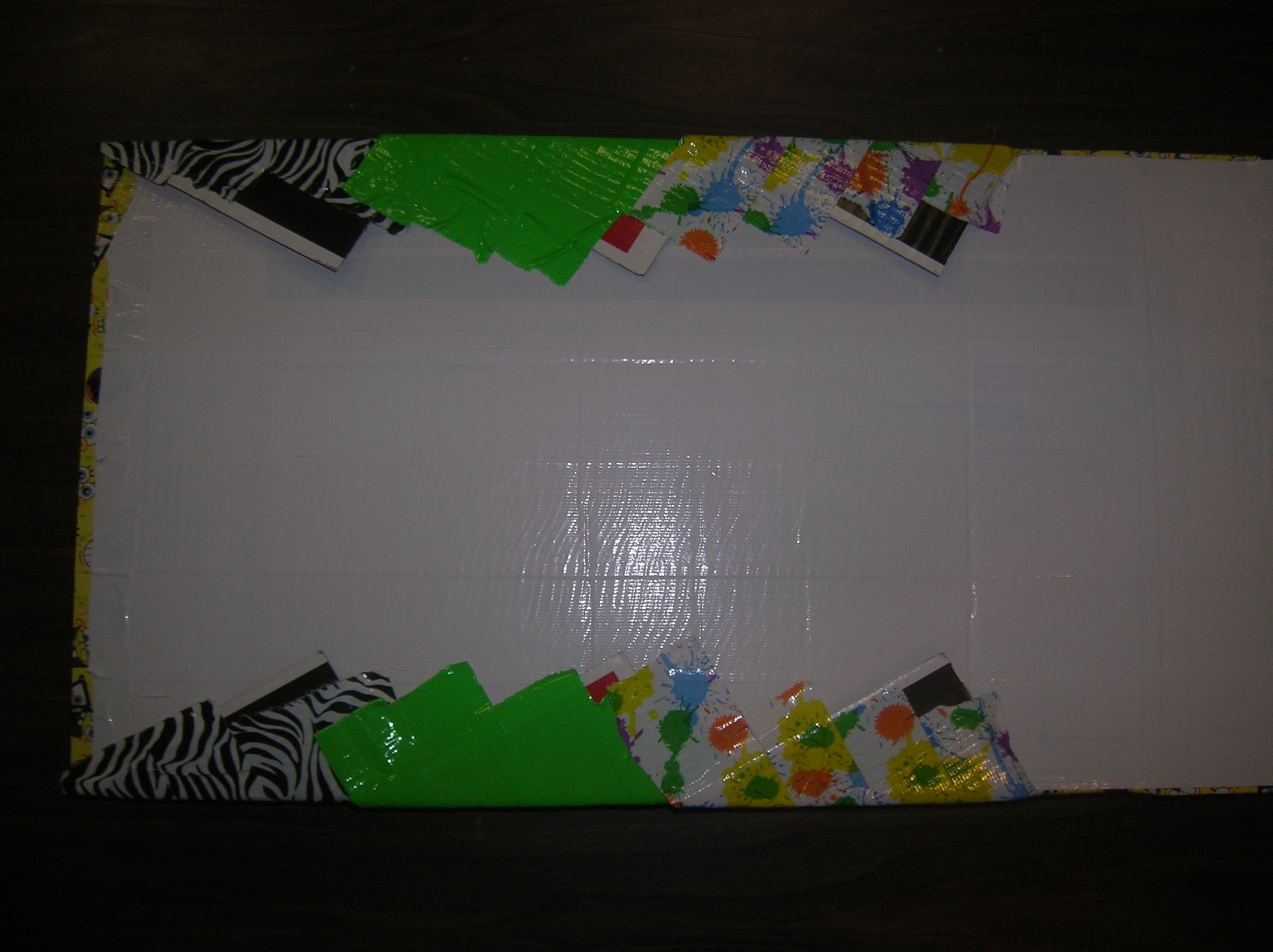 Mail Holder - Duct Tape / UPS Box : 13 Steps - Instructables