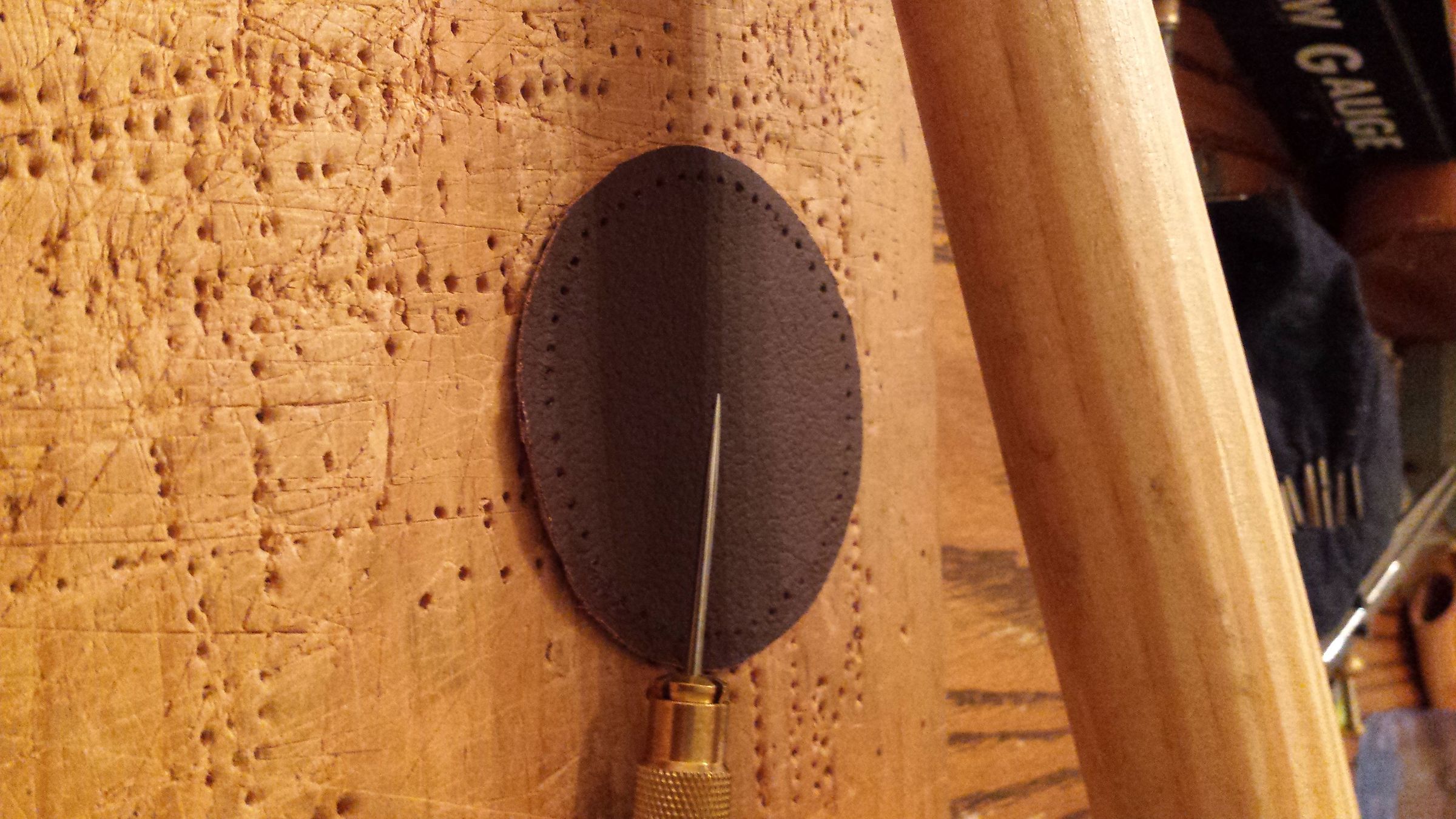 Skyrim Inspired Leather Coin Pouch/Dice Bag : 7 Steps (with Pictures ...