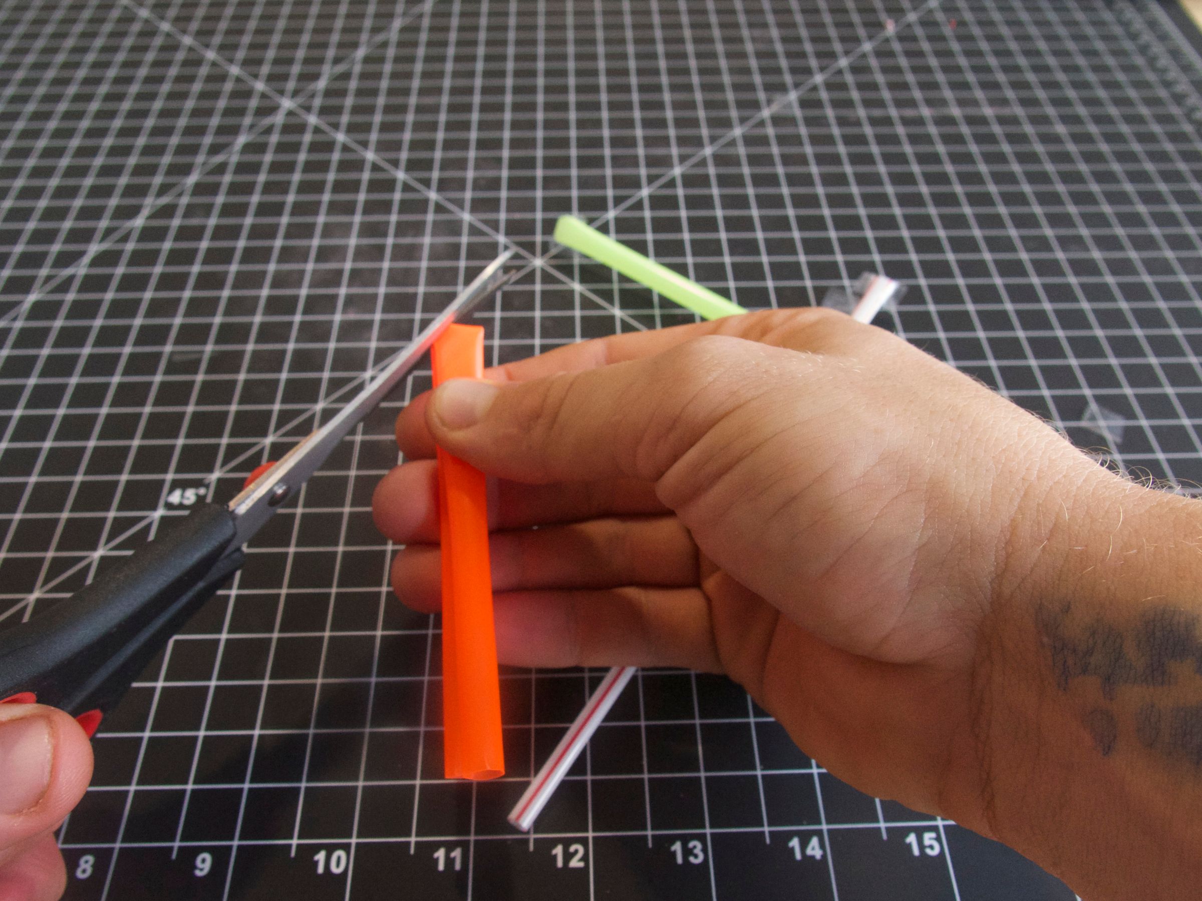 Straw Propellor : 8 Steps (with Pictures) - Instructables