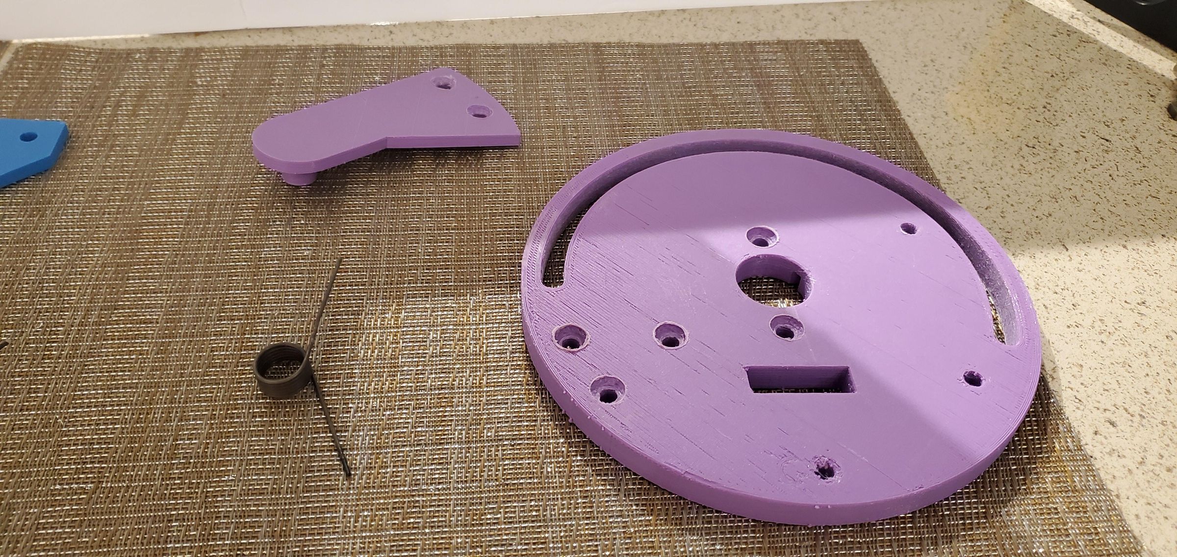 DUEL DISK : 9 Steps - Instructables