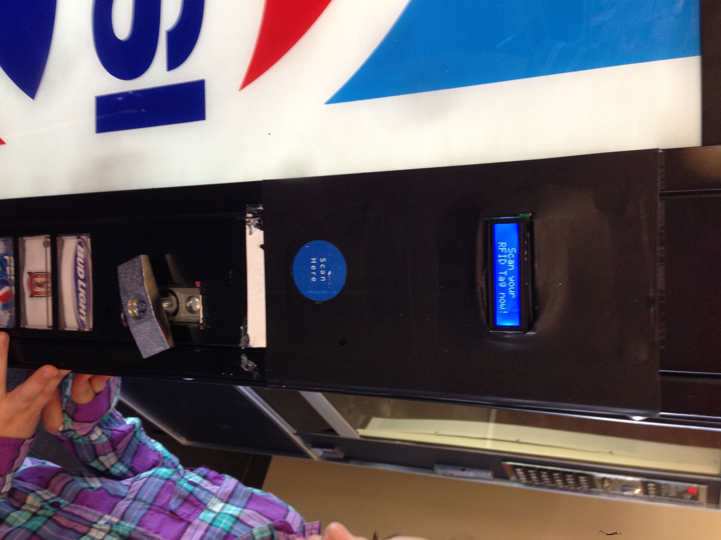 Convert Your POP/Drink Machine to Use RFID With Arduino : 6 Steps ...