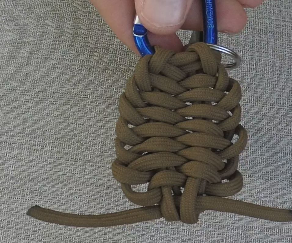 Trilobight Fast-Deploy Paracord Fob : 5 Steps - Instructables