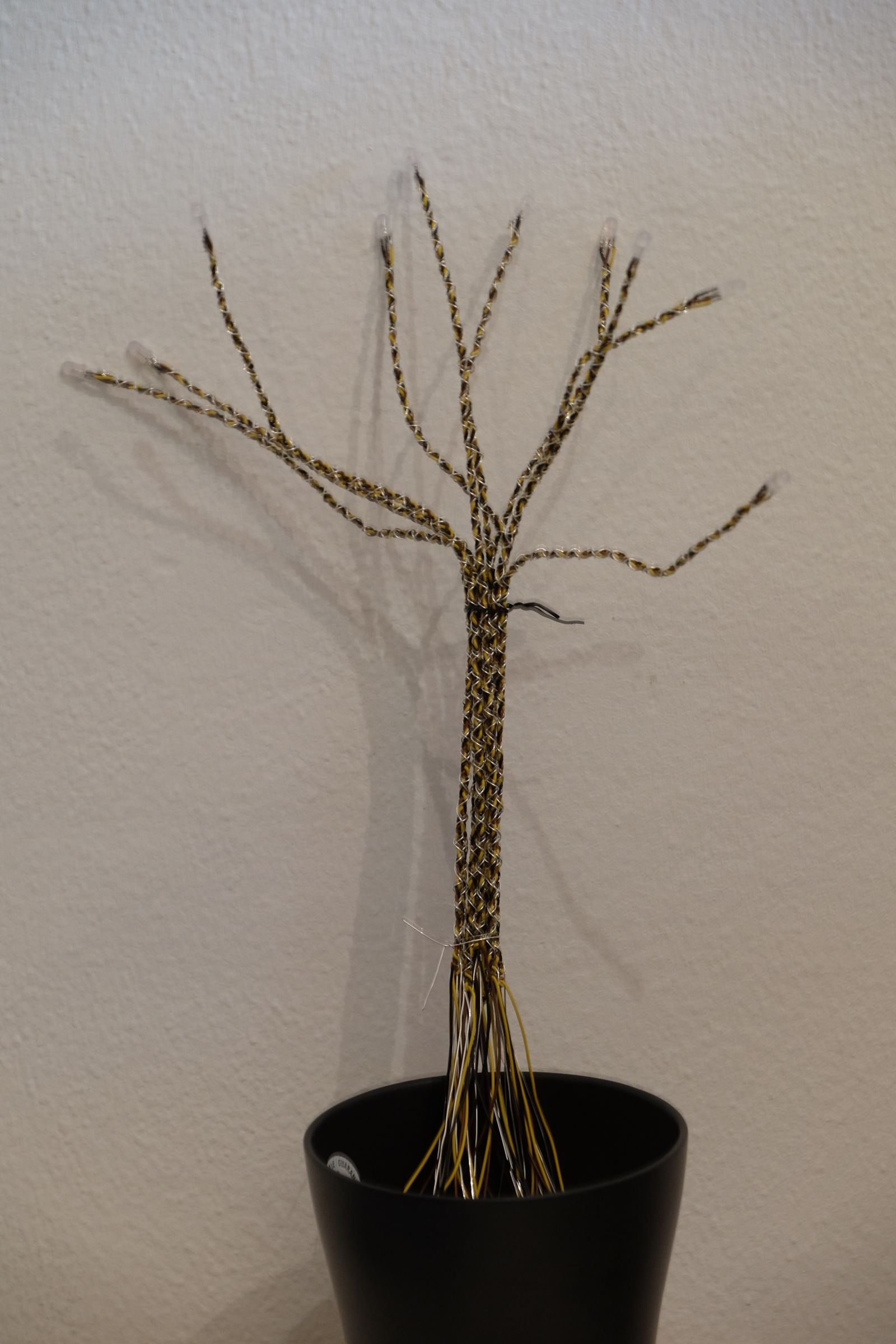 RGB-LED Wire Tree : 9 Steps (with Pictures) - Instructables