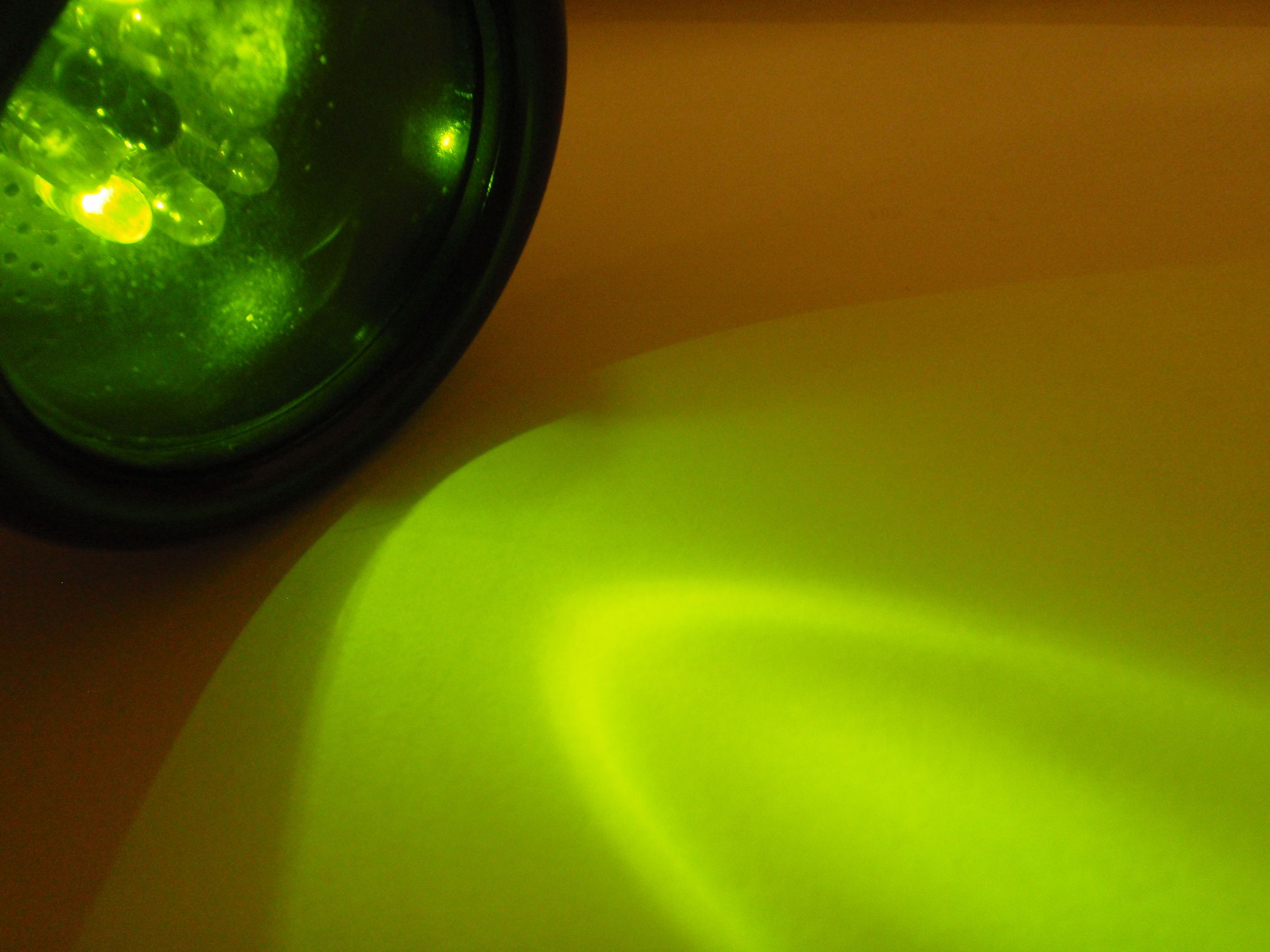 Full Spectrum Flashlight : 4 Steps (with Pictures) - Instructables