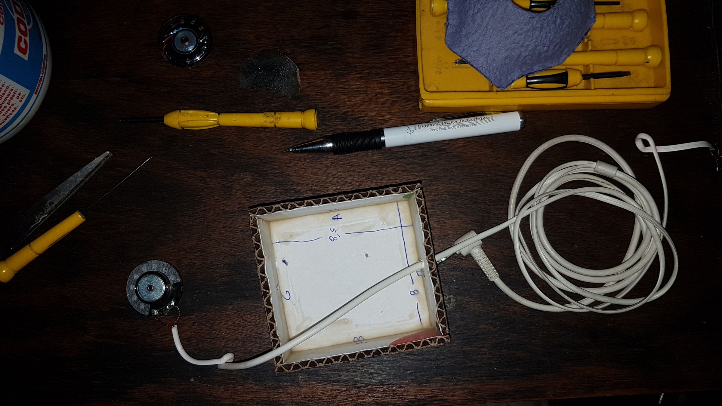 Recycling Headphones With Cardboard : 6 Steps (with Pictures ...