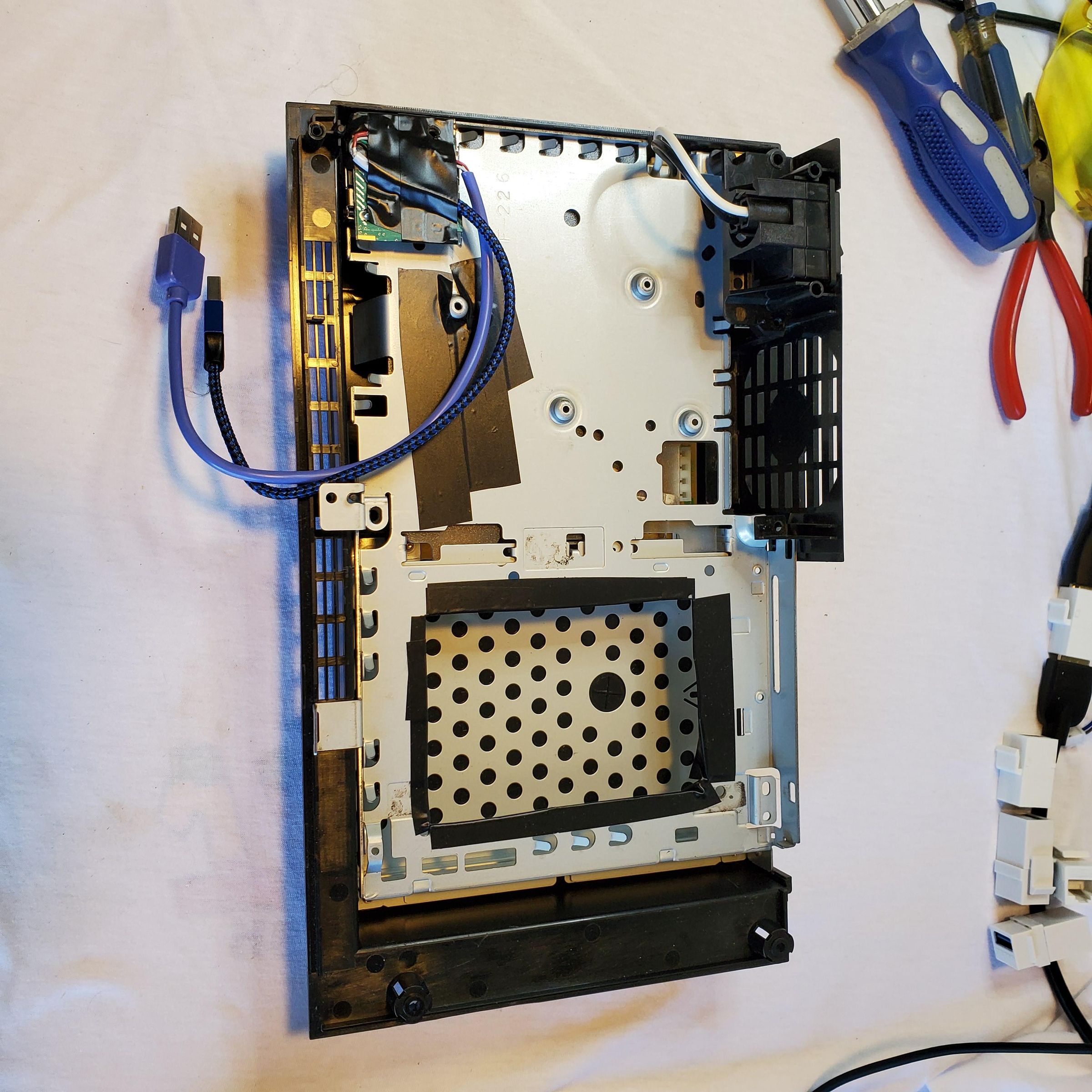 PiStation 2: Raspberry Pi 4 Inside Playstation 2 : 16 Steps (with ...