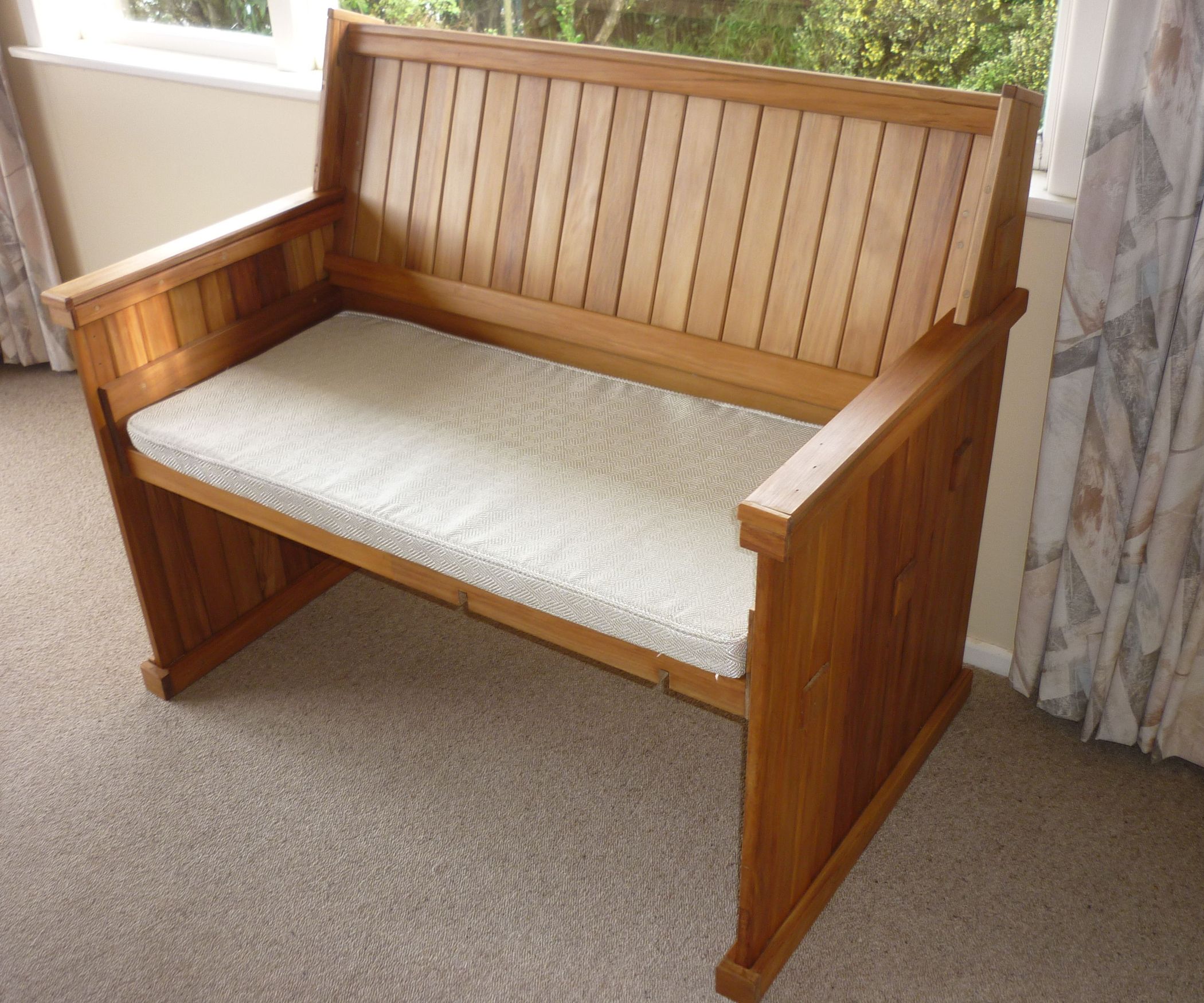 Pew : 9 Steps (with Pictures) - Instructables