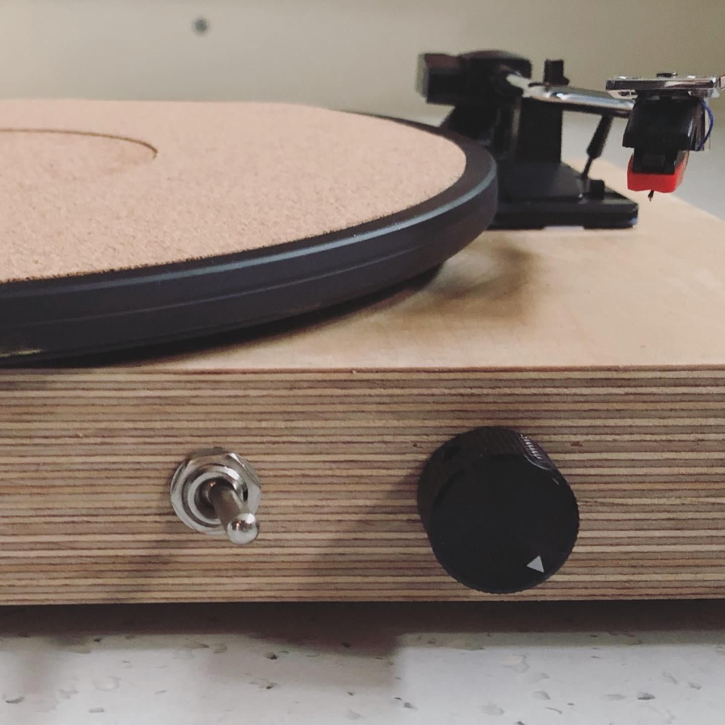 Economy Plywood Turntable : 5 Steps (with Pictures) - Instructables