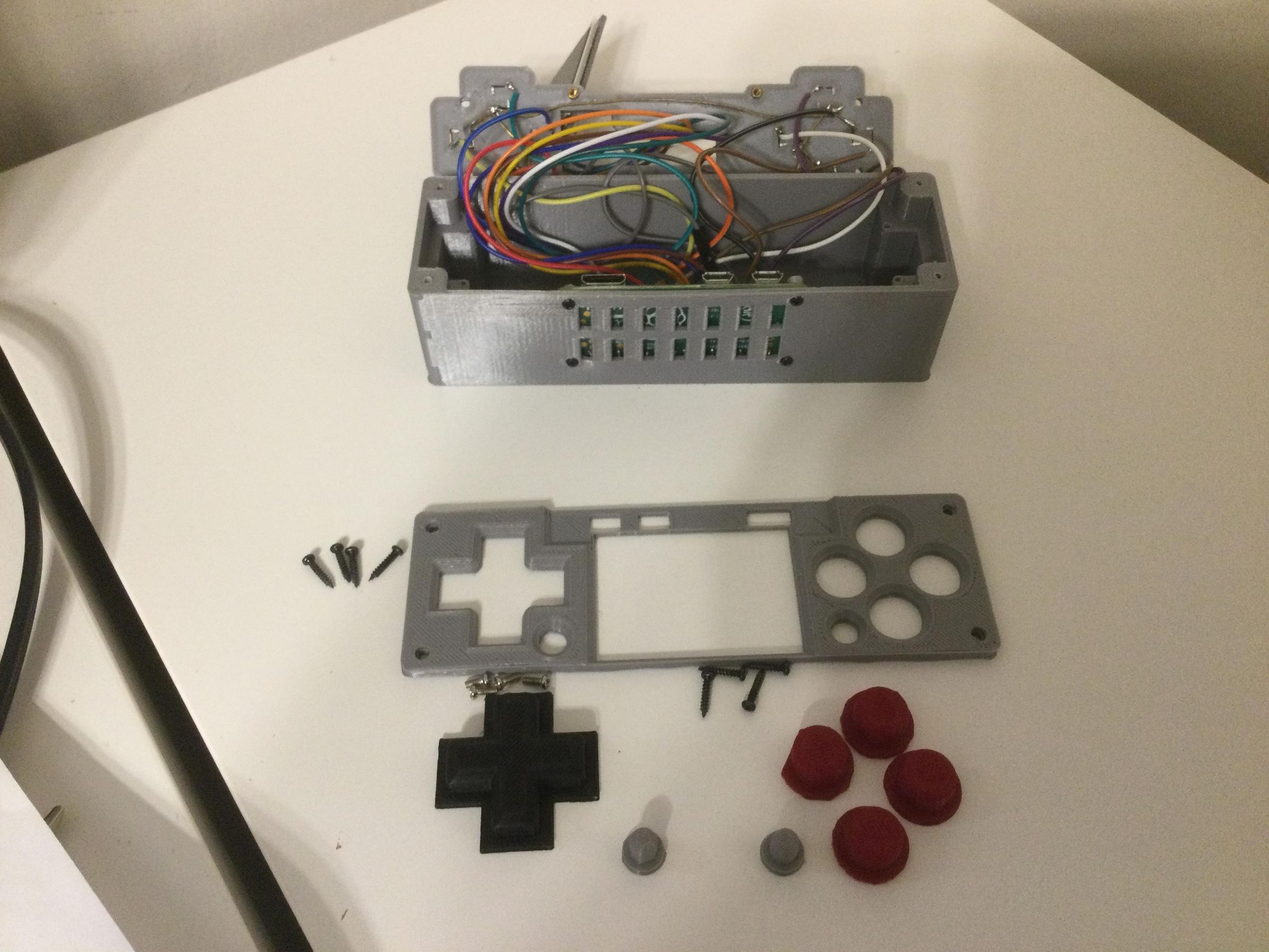 Fusion360 RetroPie Handheld Arcade (customizeable) : 7 Steps - Instructables