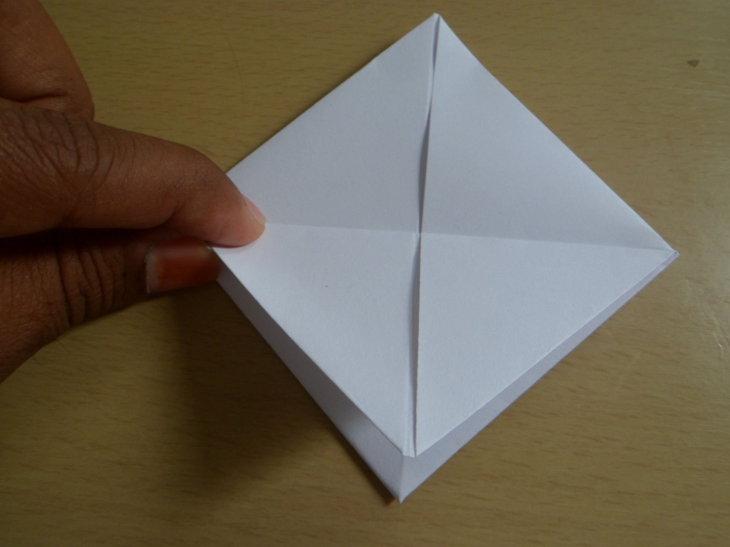 Origami Robo : 8 Steps - Instructables
