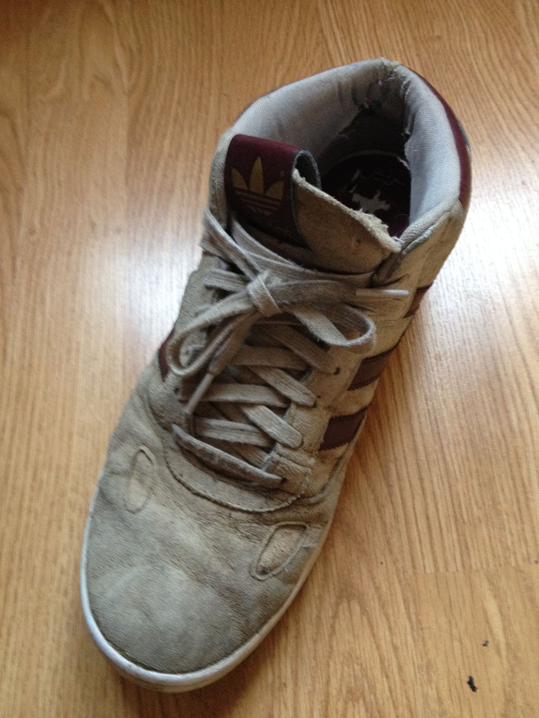 How to Cheaply Replace Worn Insole and Make It Last : 3 Steps ...