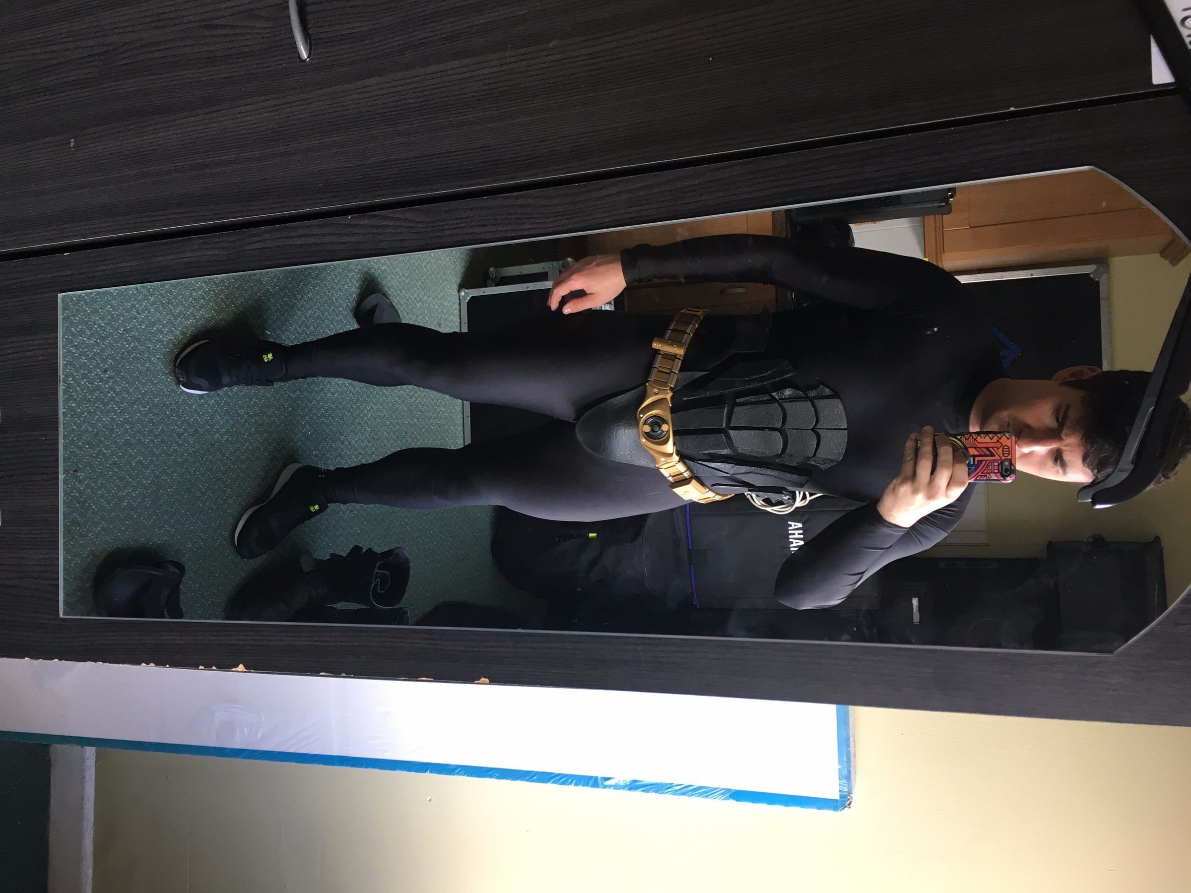 Batman Costume : 12 Steps (with Pictures) - Instructables