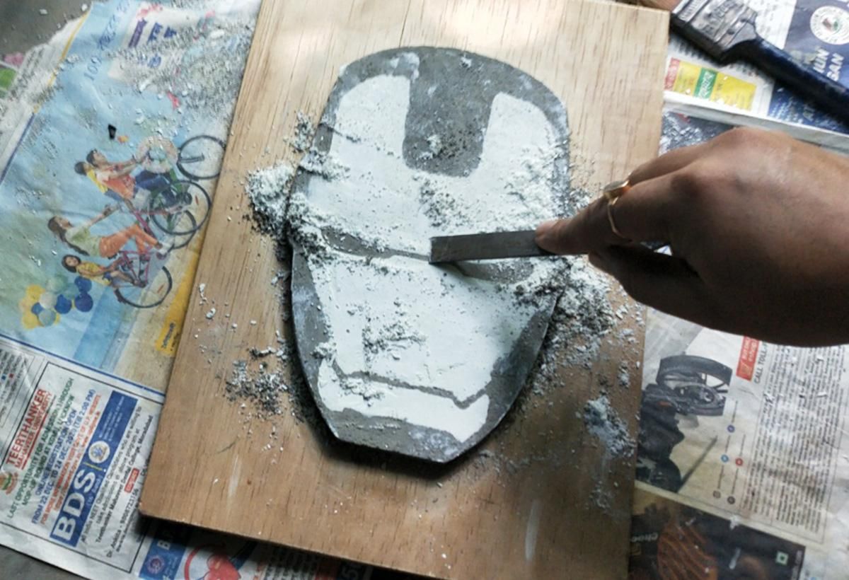 Iron Man - Helmet | Cement Wall Art : 16 Steps (with Pictures ...