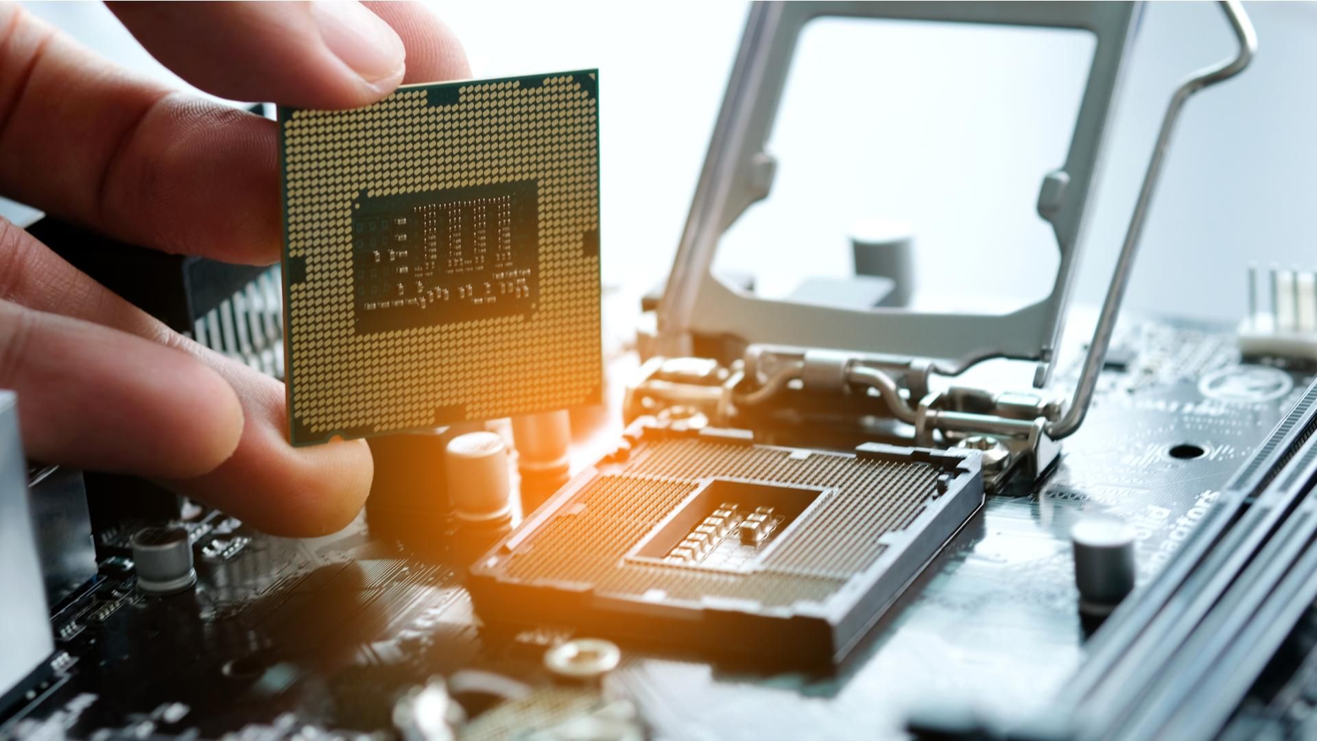 Installing CPU : 8 Steps - Instructables