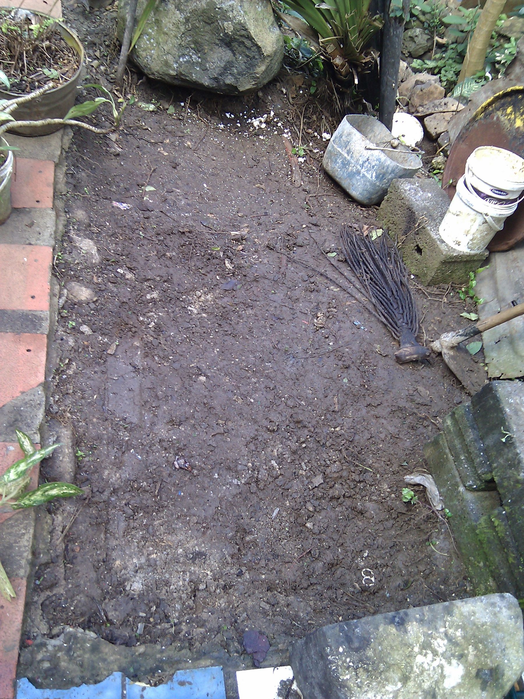 Concrete Pond : 9 Steps (with Pictures) - Instructables