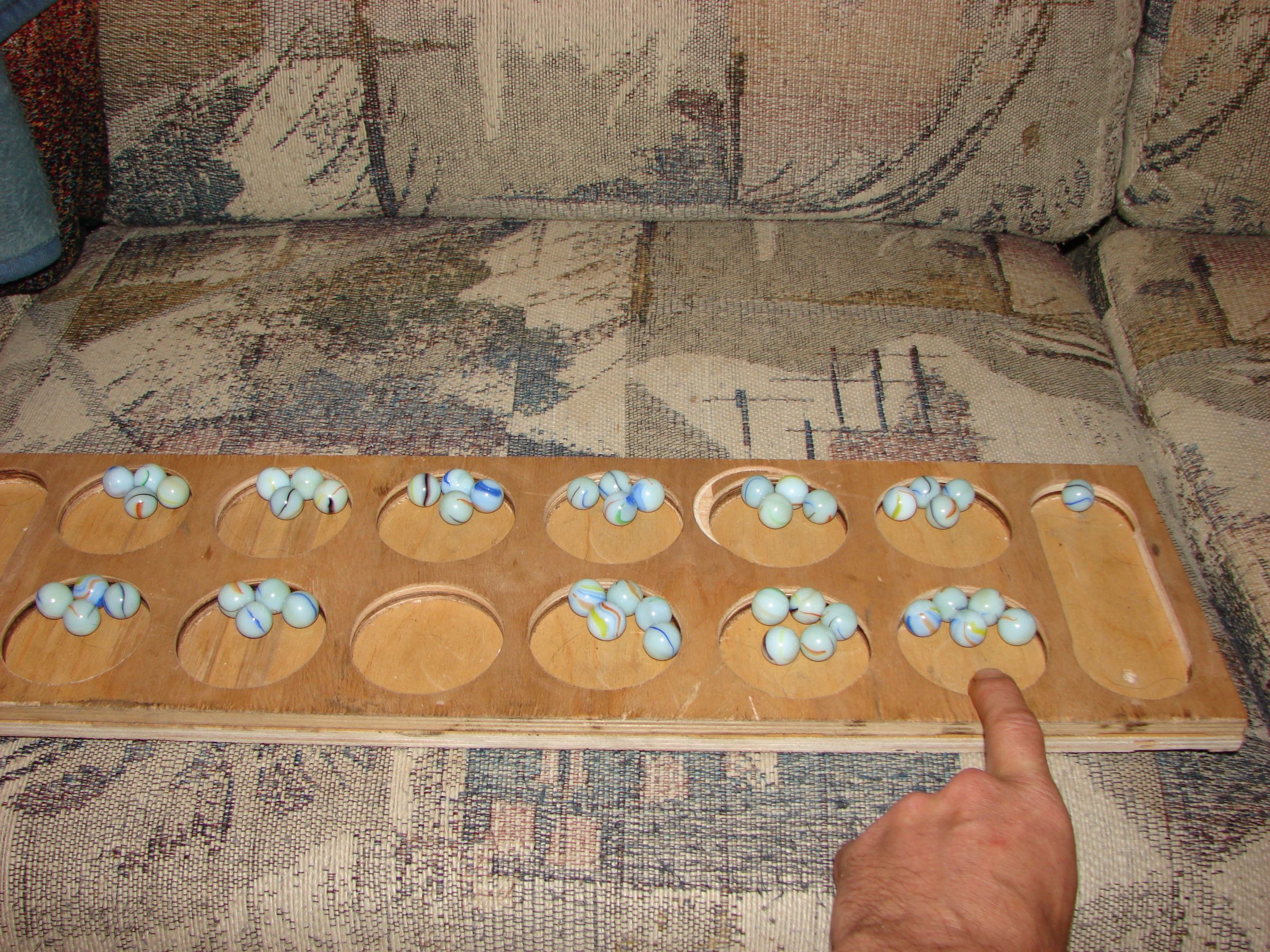 Simple Mancala : 4 Steps - Instructables