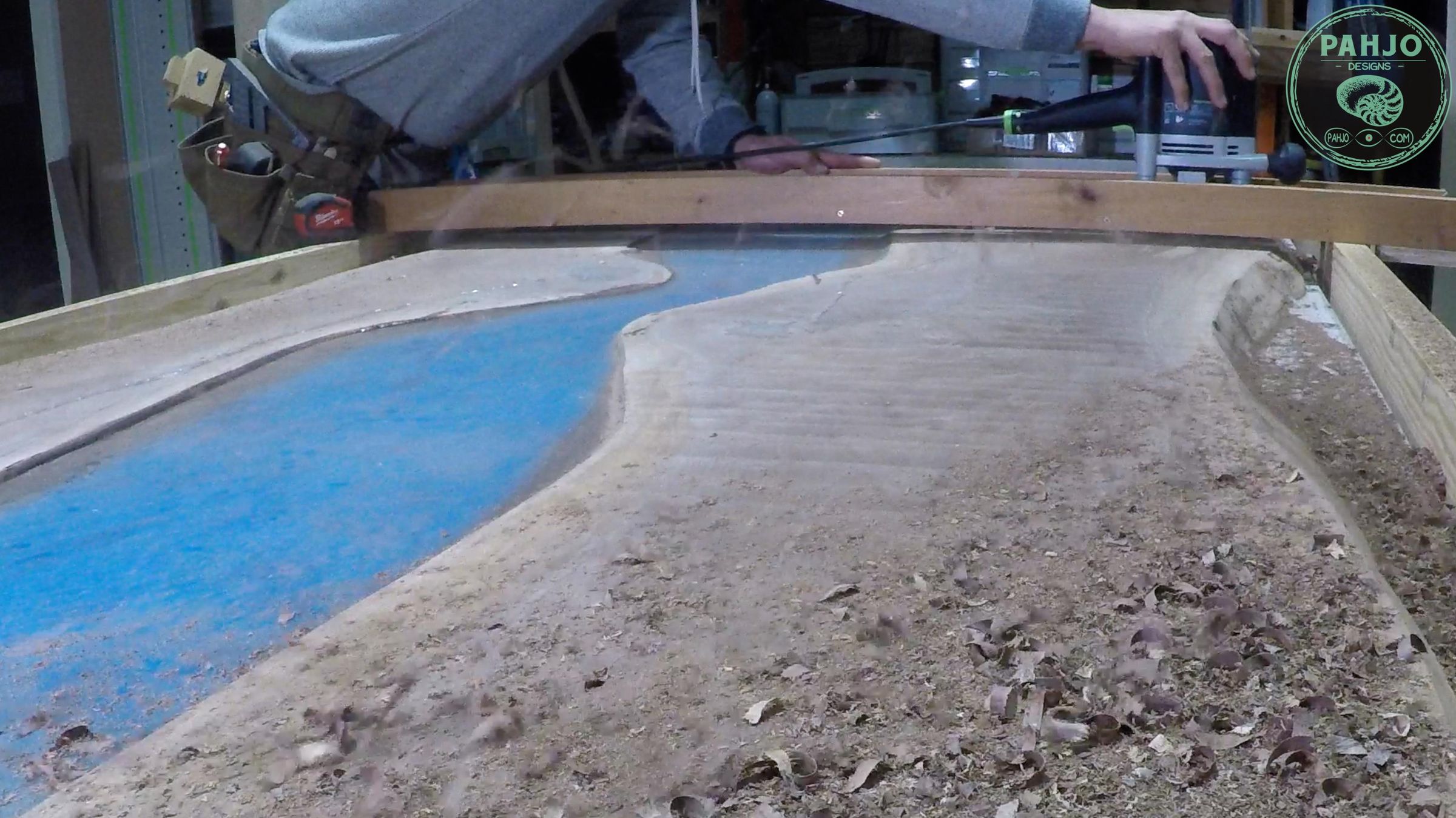 DIY Walnut Epoxy Dining Table : 19 Steps (with Pictures) - Instructables