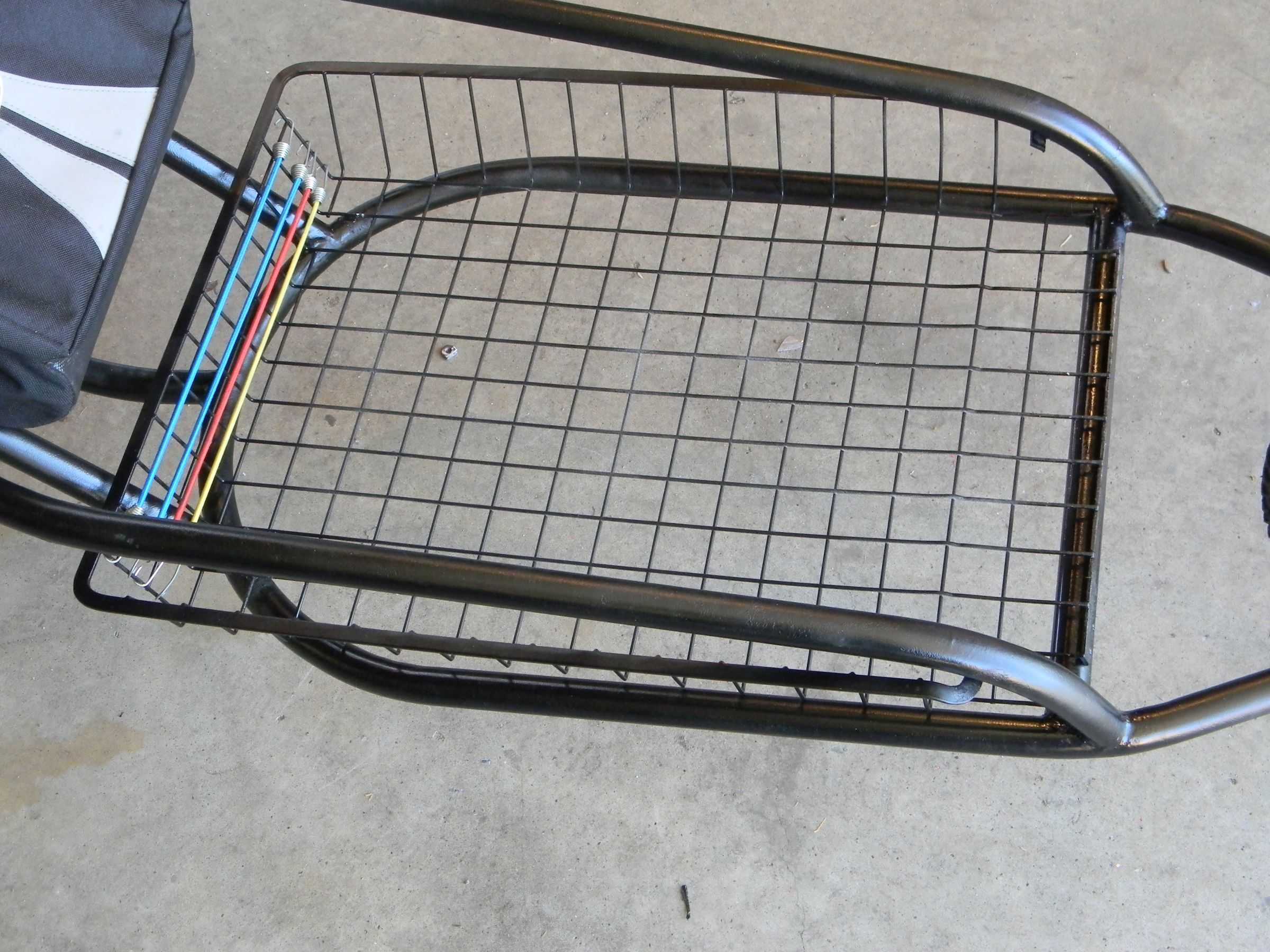 My Version of a YAK Bike Trailer : 8 Steps (with Pictures) - Instructables