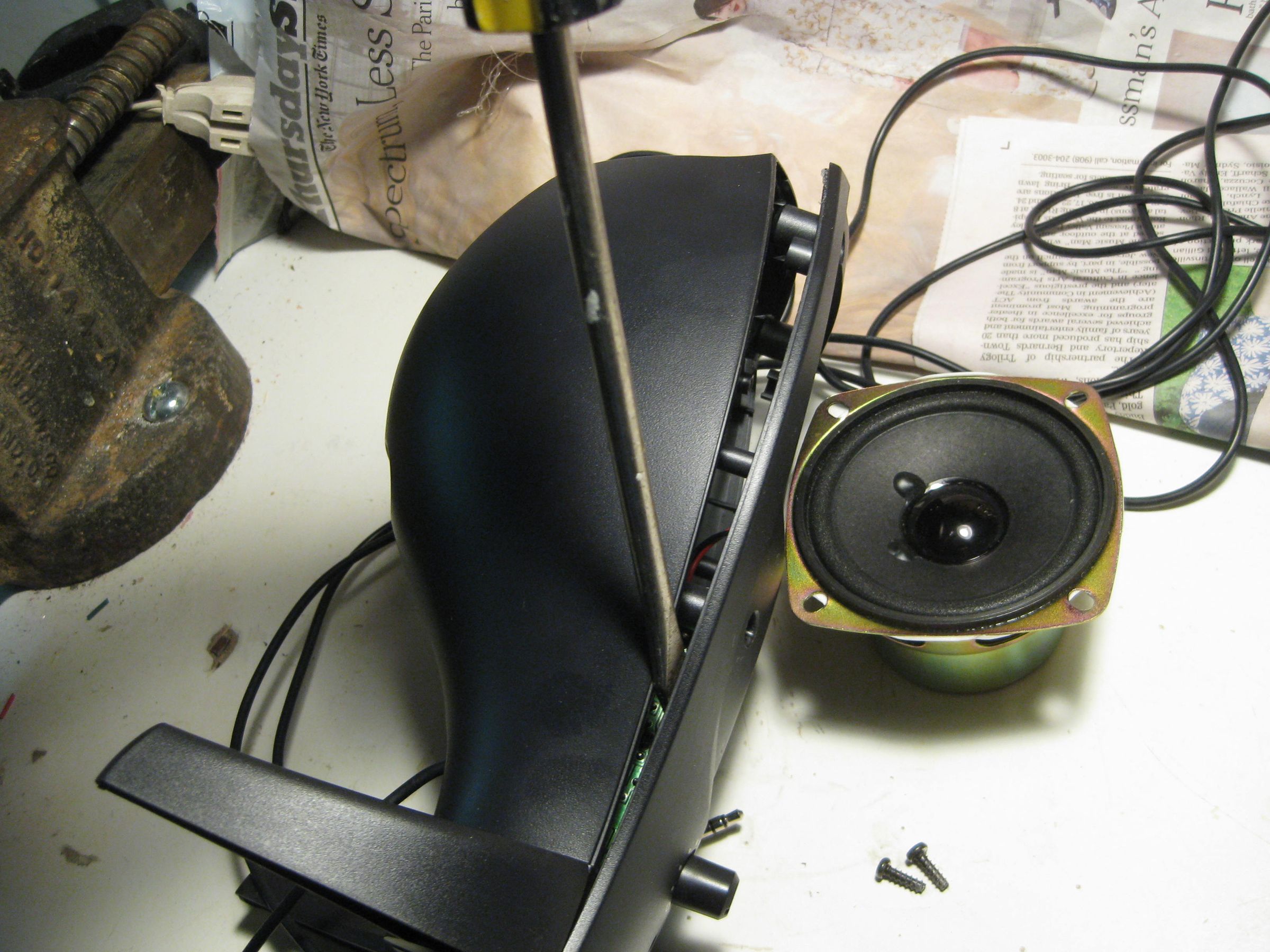 Cheap and Easy Car Speakers : 9 Steps (with Pictures) - Instructables