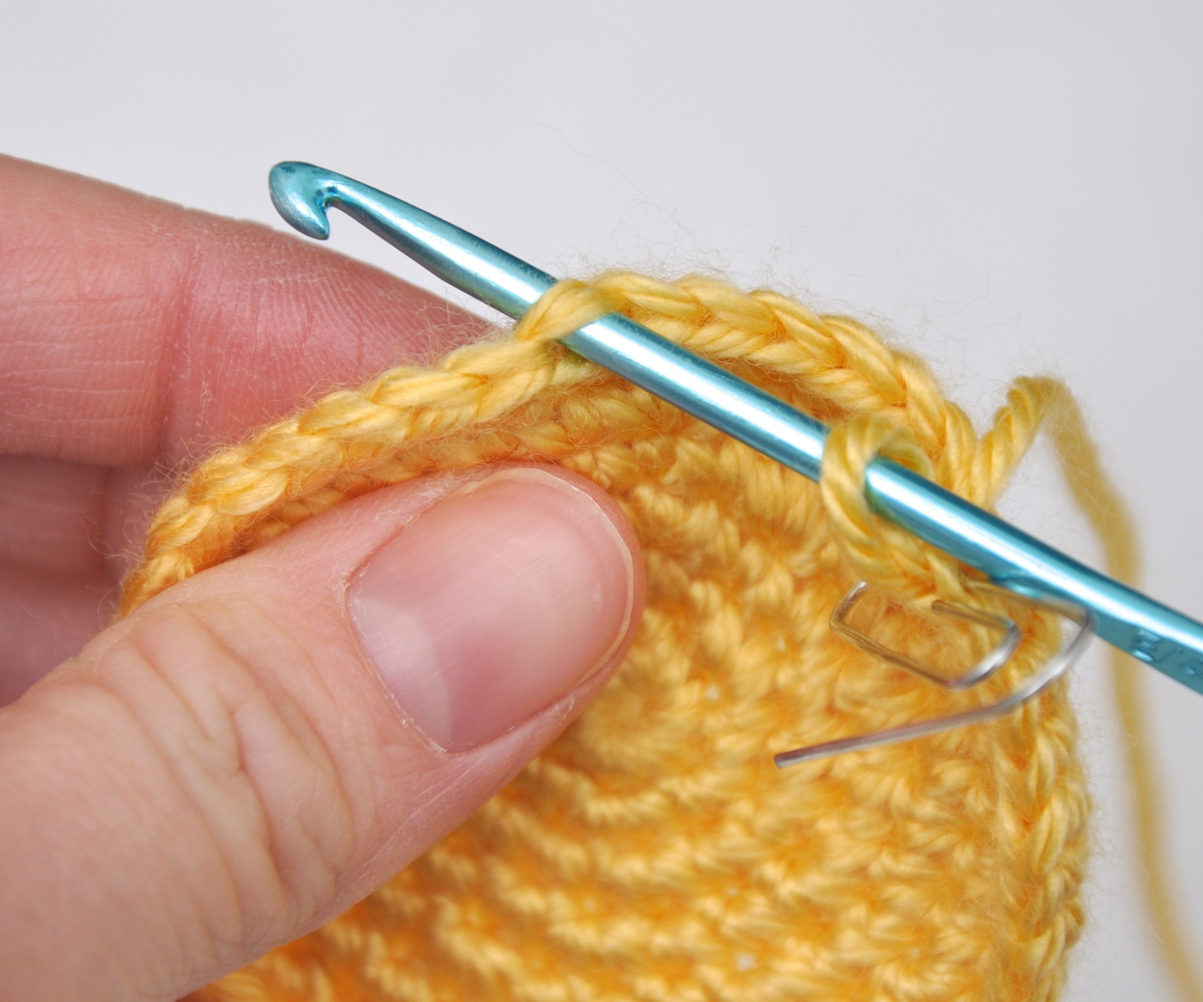 Crochet Medals : 8 Steps (with Pictures) - Instructables