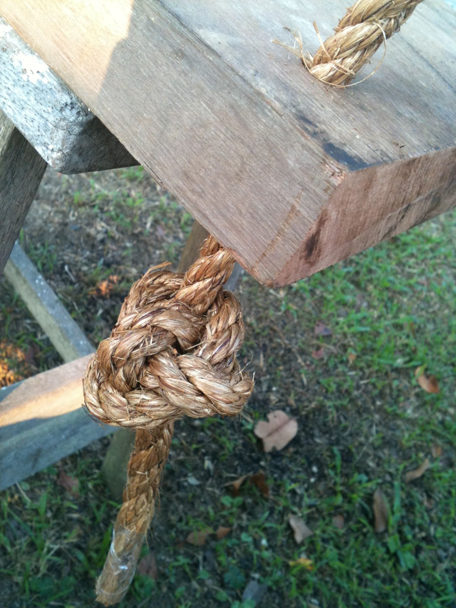 How to DIY a Simple Tree Swing : 5 Steps (with Pictures) - Instructables