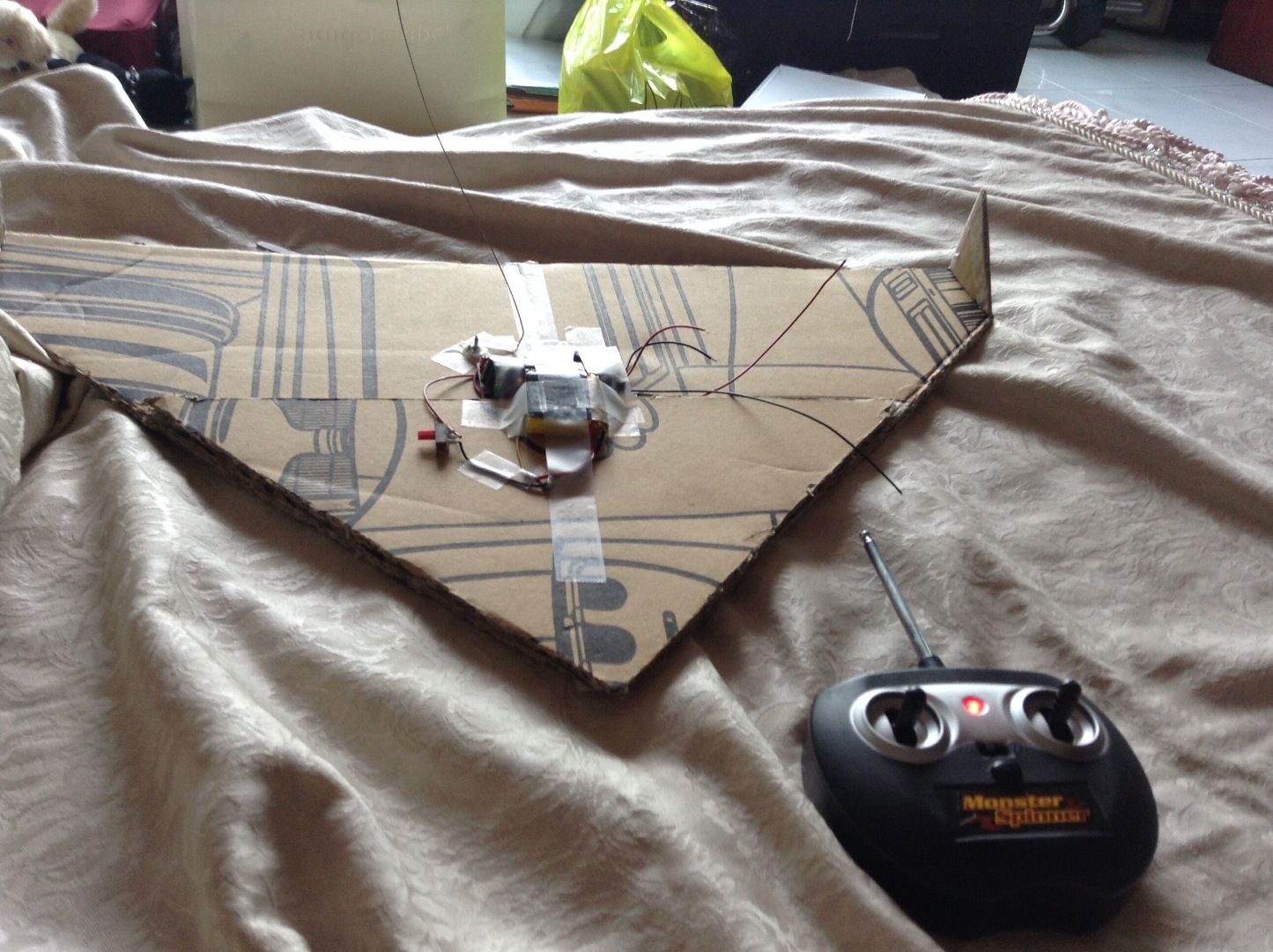 Homade Rc Plane : 6 Steps - Instructables