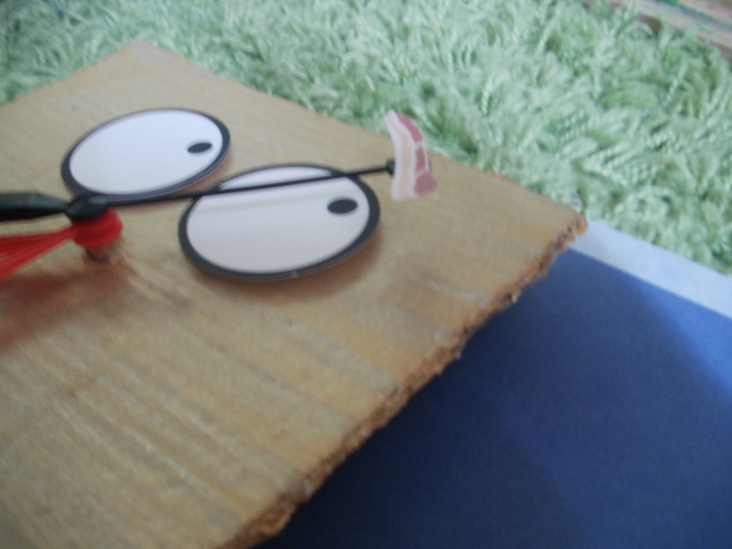 Oogling Bacon Clock! : 4 Steps - Instructables
