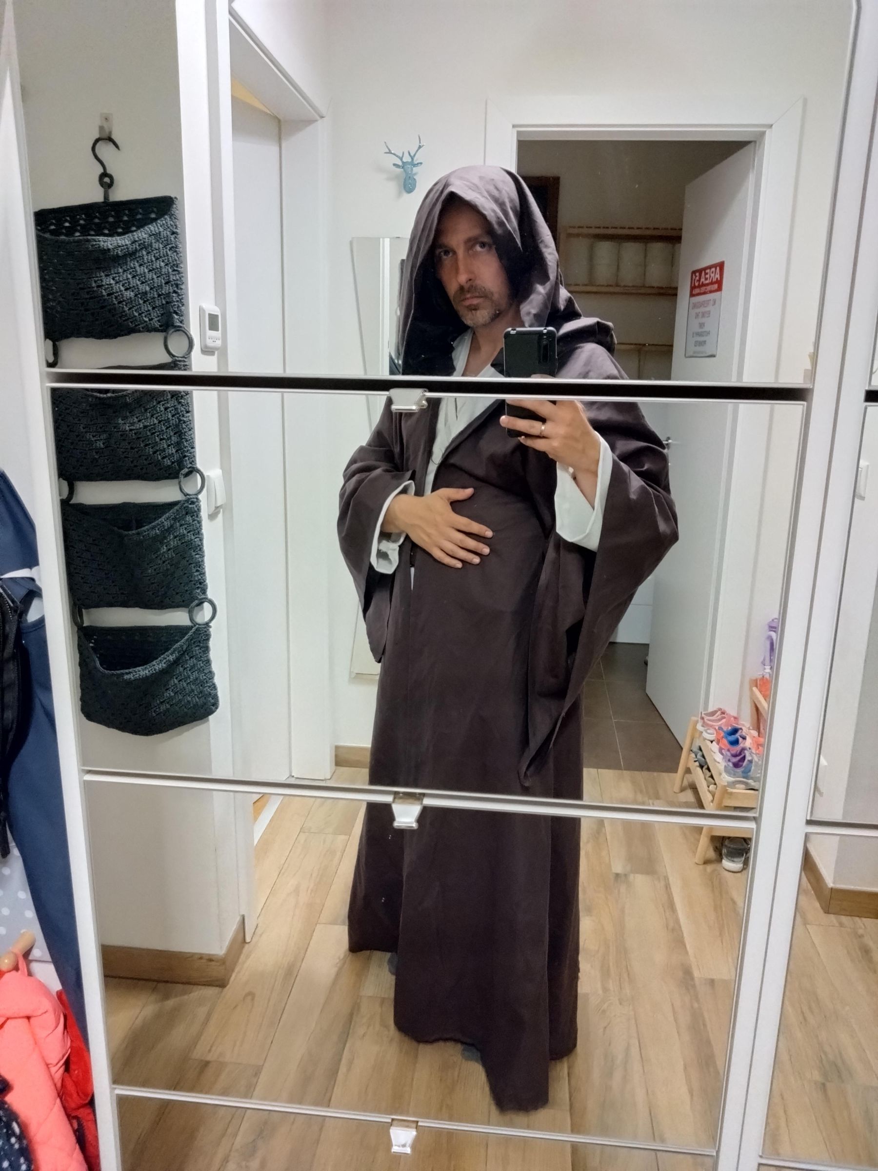 Jedi Robe, Generic : 9 Steps - Instructables