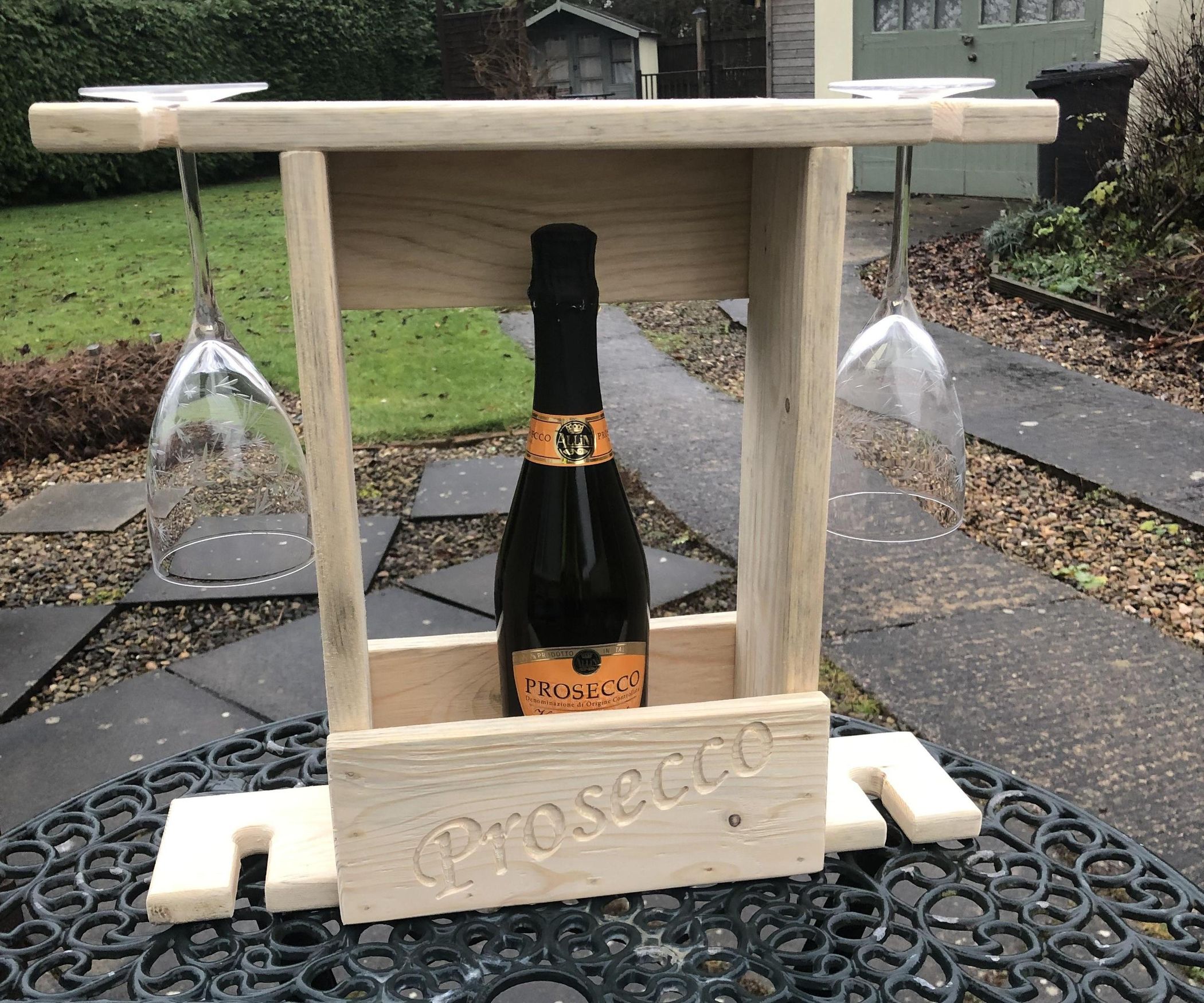 Pallet Wood Prosecco 2 Bottle & 4 Glasses Wine Rack : 4 Steps (with ...