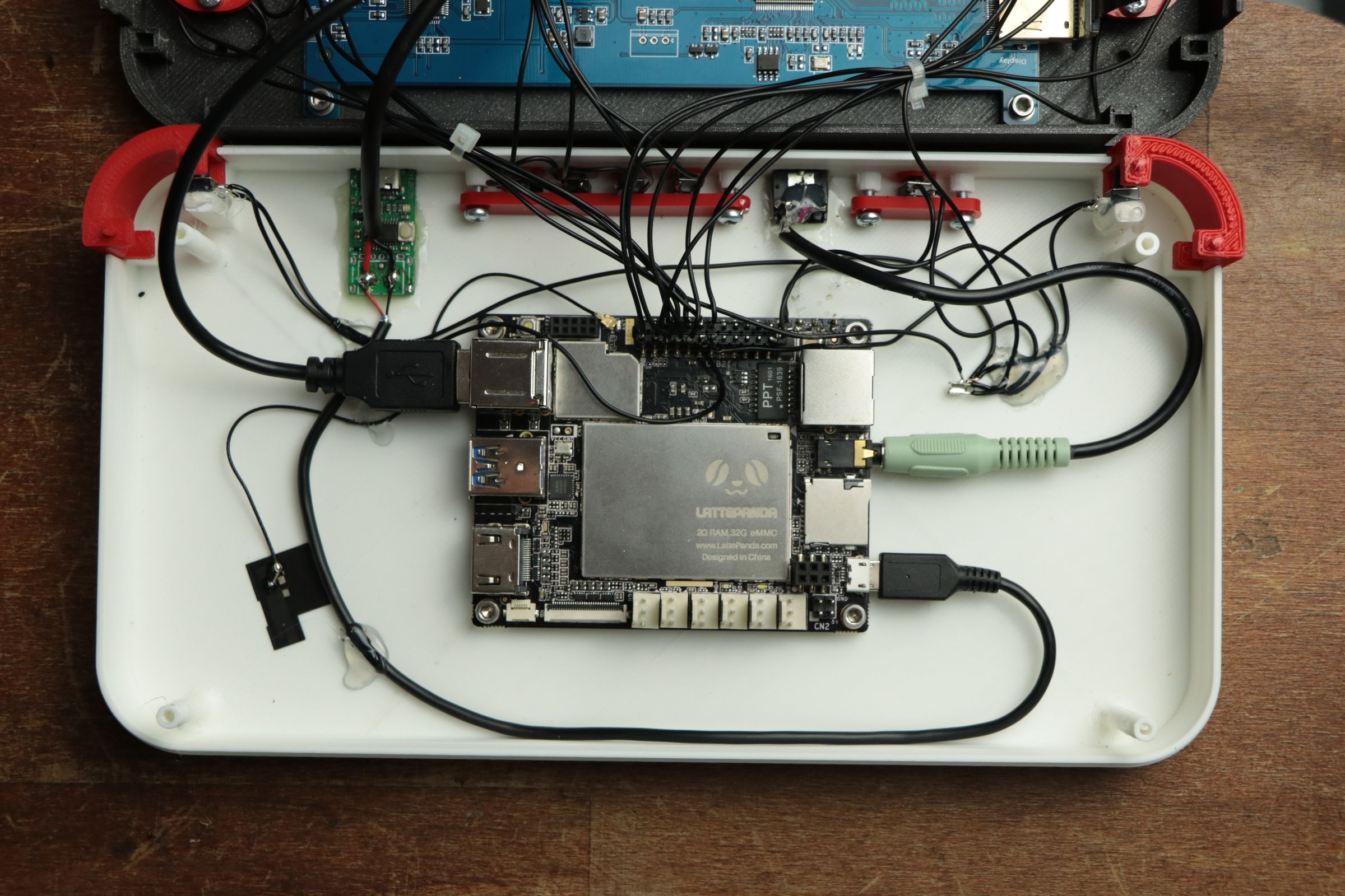 Make Your Own Portable Retro Game Console!......which Is Also a Win10 ...