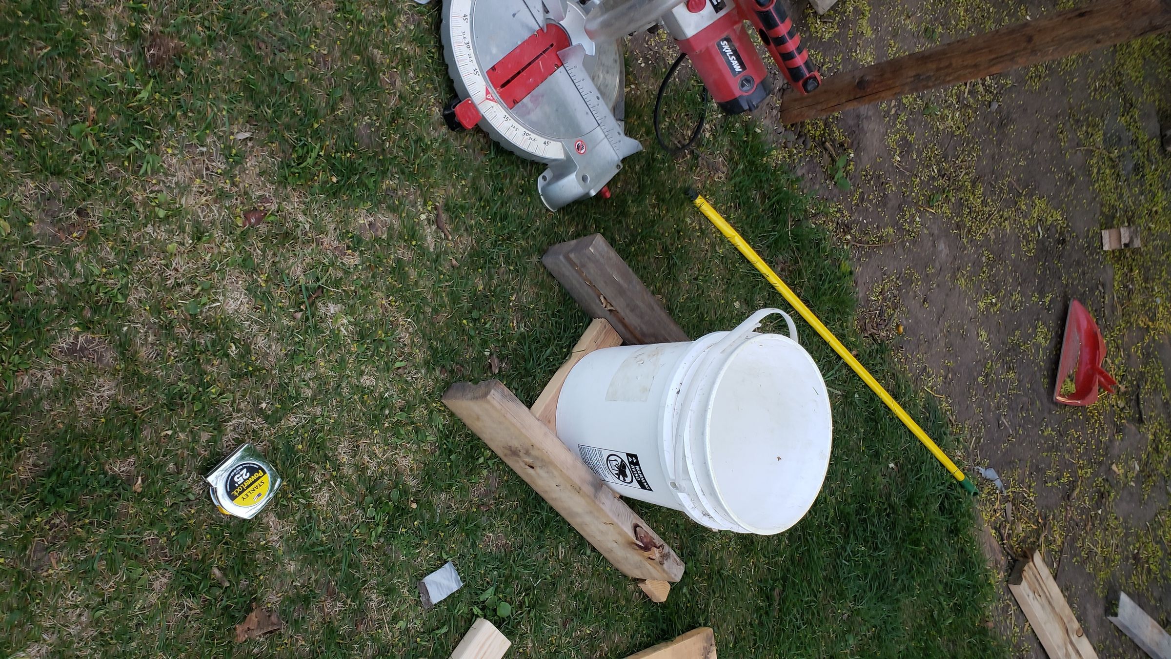 Chicken Water Tower : 3 Steps - Instructables