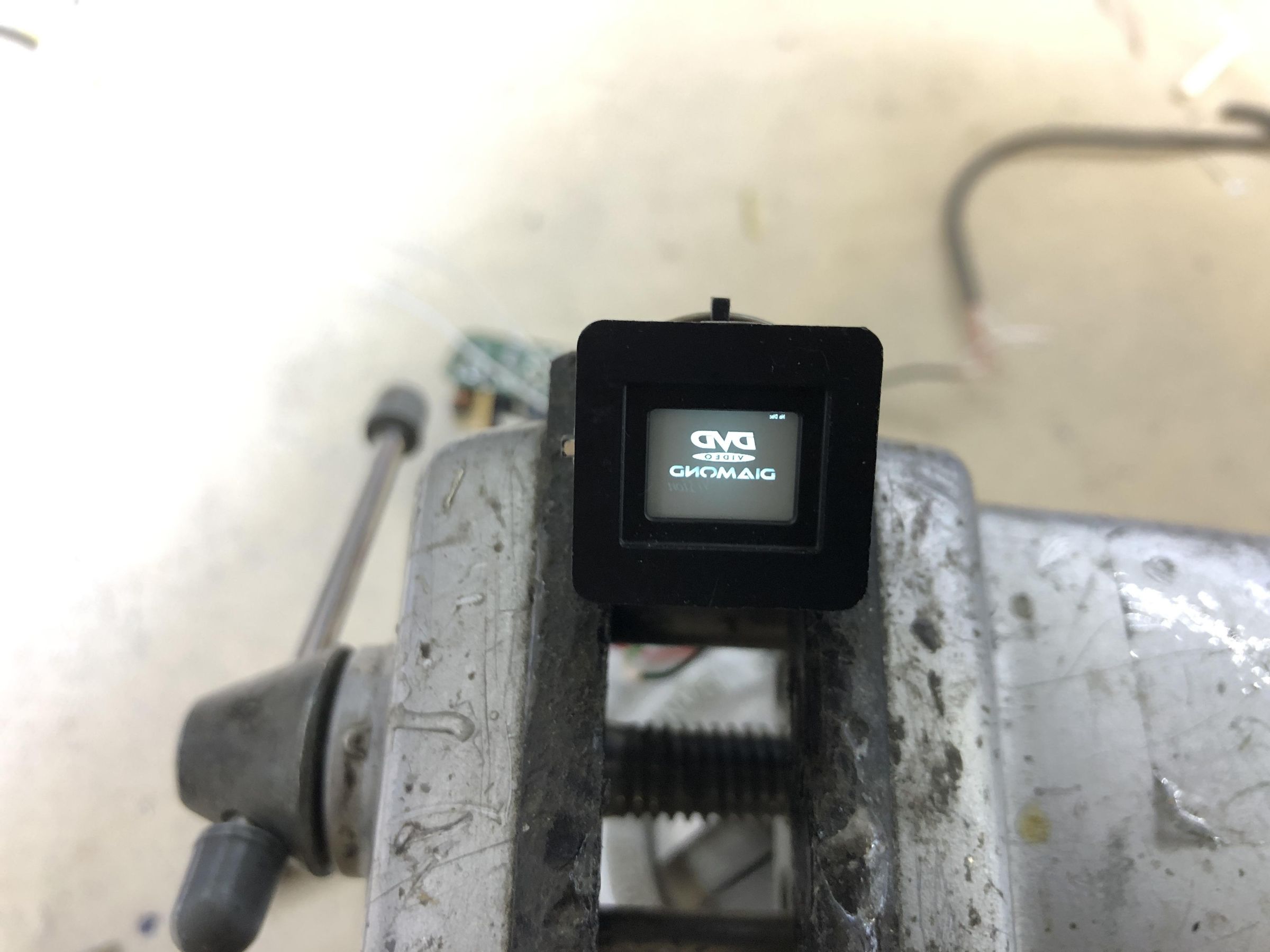 " Tachyscope CRT " a POV Display Project : 5 Steps - Instructables