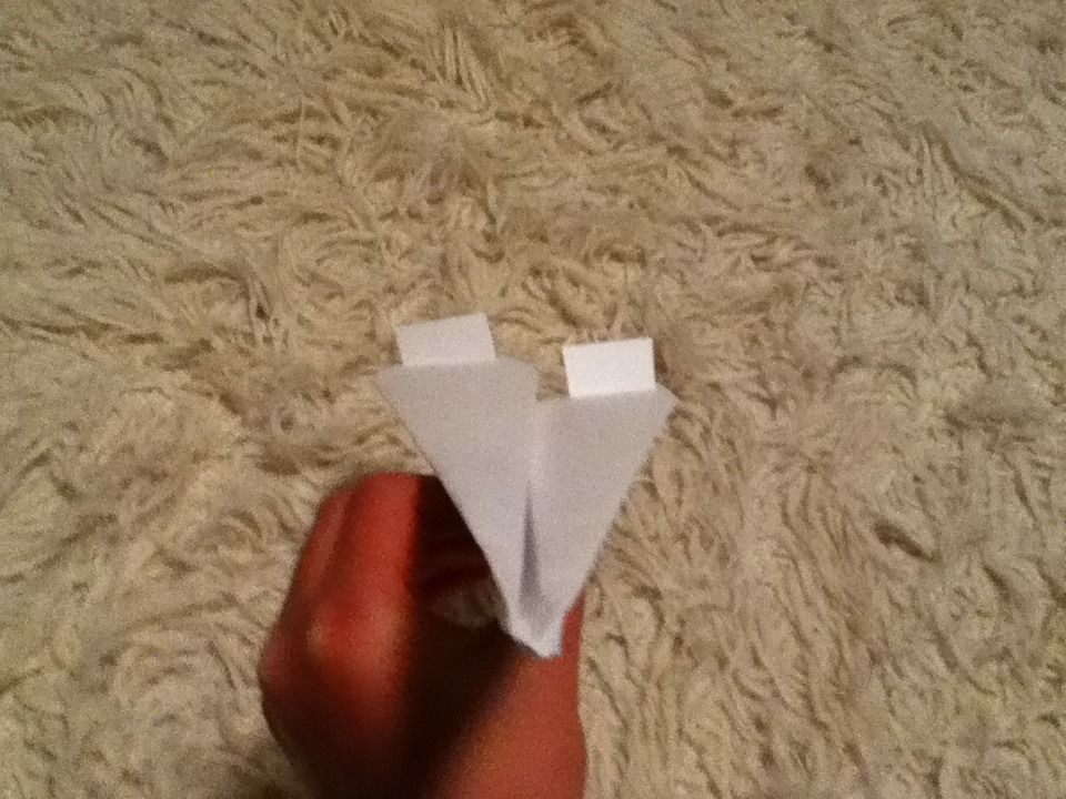 Paper Plane (simple) : 7 Steps - Instructables