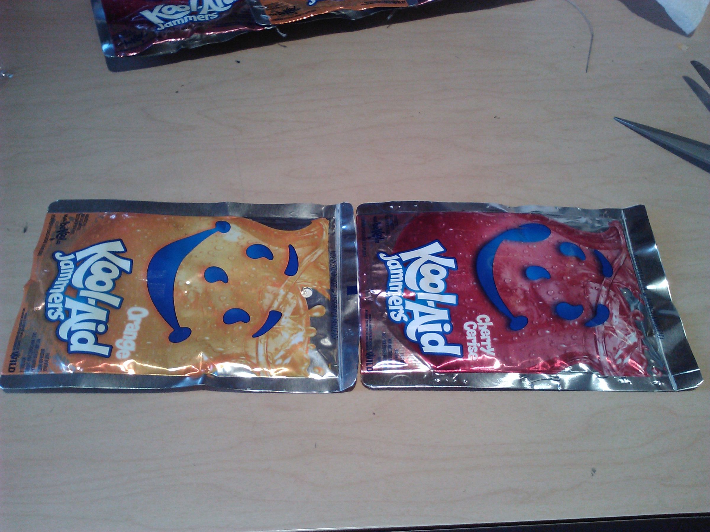 How to Make a Kool-aid Bag and Wallet : 9 Steps - Instructables