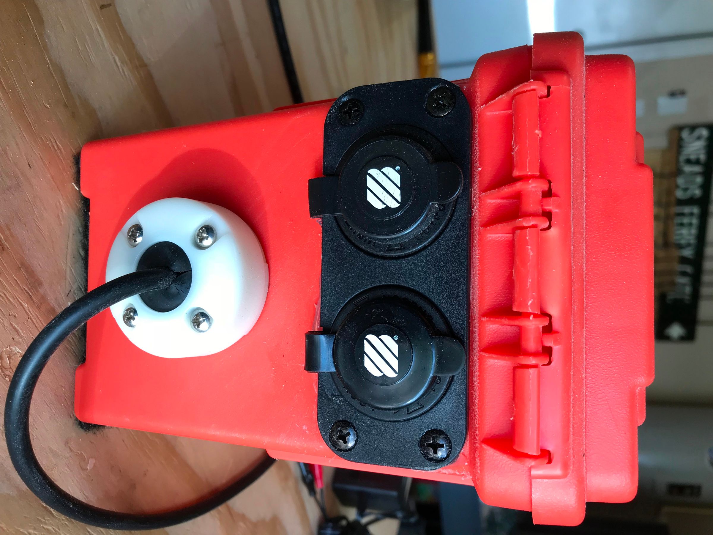 Easy to Make Battery Pack for Kayak : 5 Steps (with Pictures ...