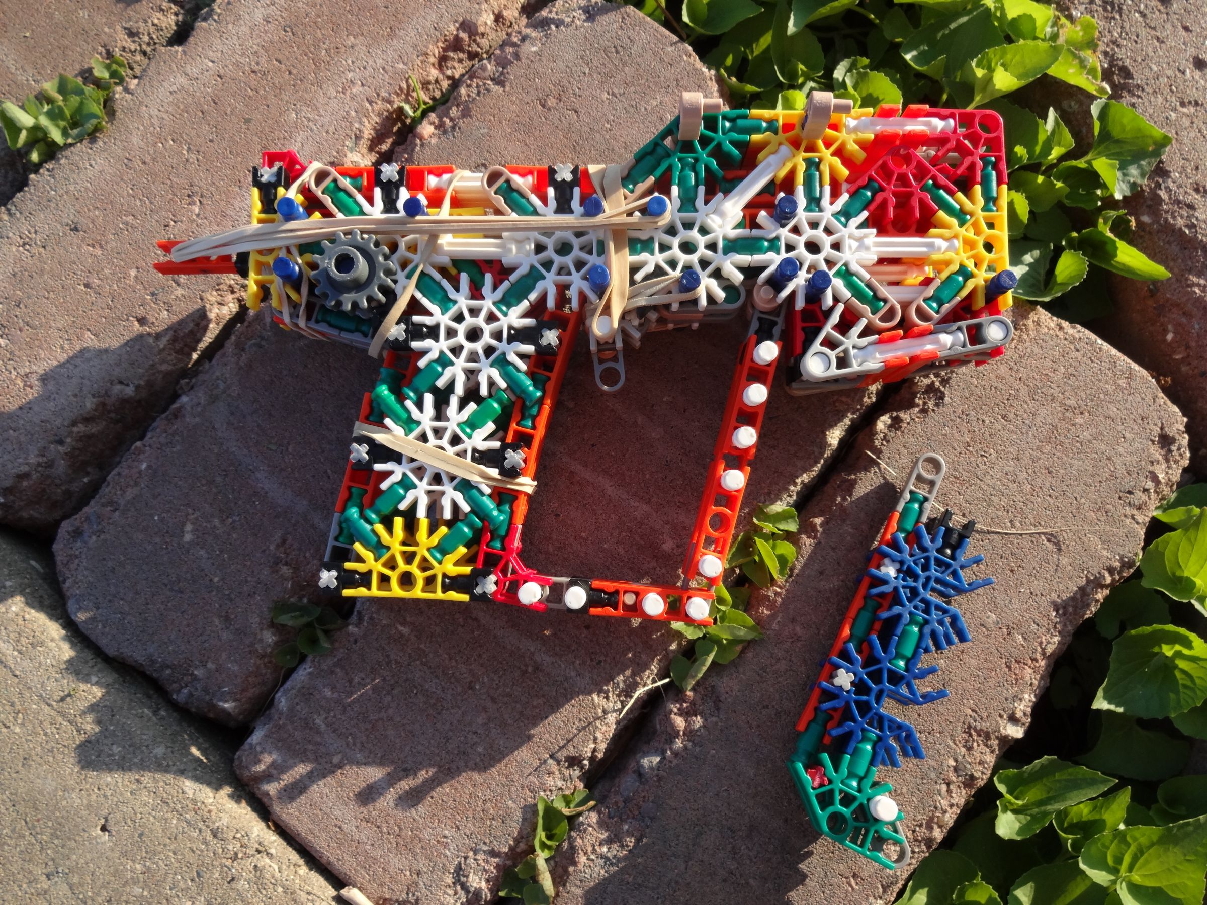 K'NEX M6G PDWS Magnum - Instructables