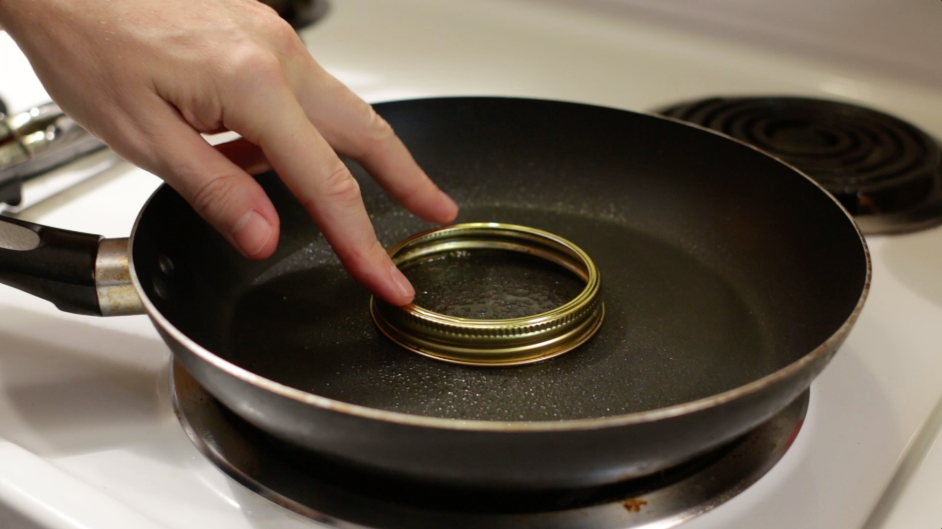 Cooking Eggs With Mason Jar Lid Rings - Kitchen Hack : 6 Steps (with ...