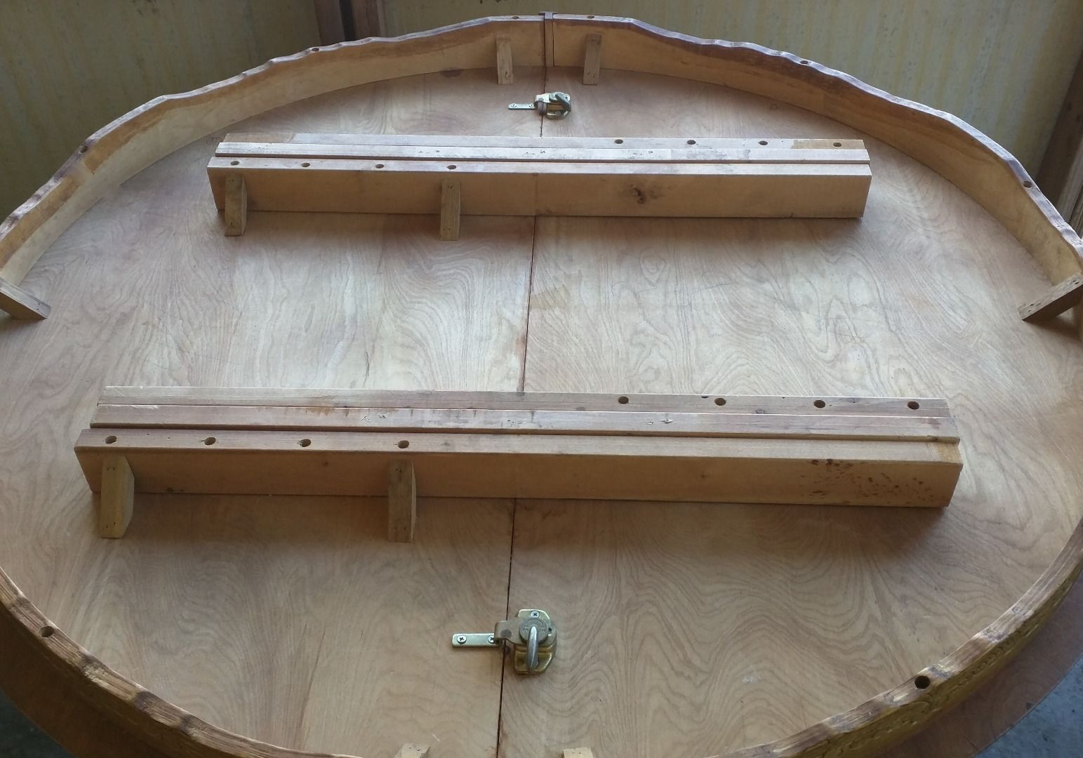 How I Destroyed Our Dining Table. : 5 Steps (with Pictures) - Instructables