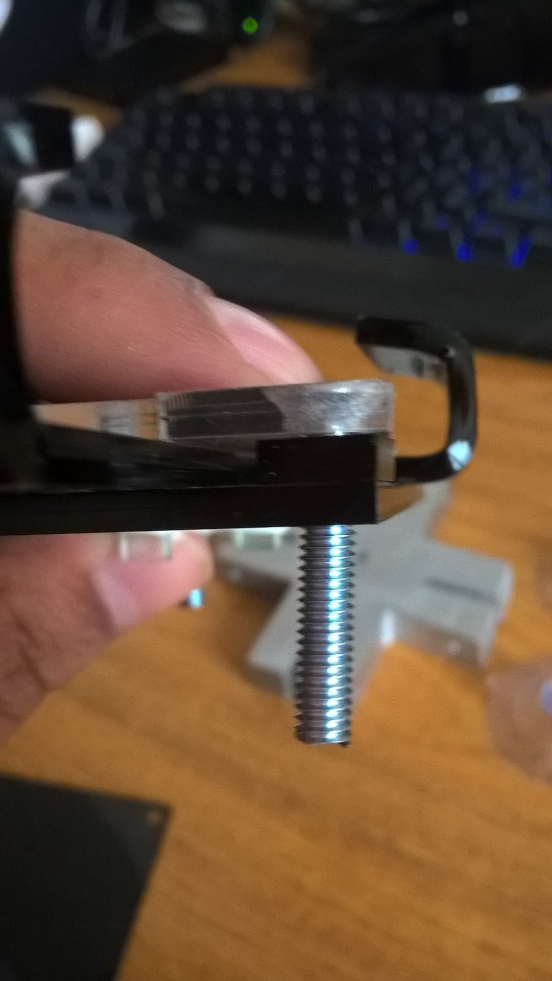 Adjustable Phone Holder : 3 Steps (with Pictures) - Instructables